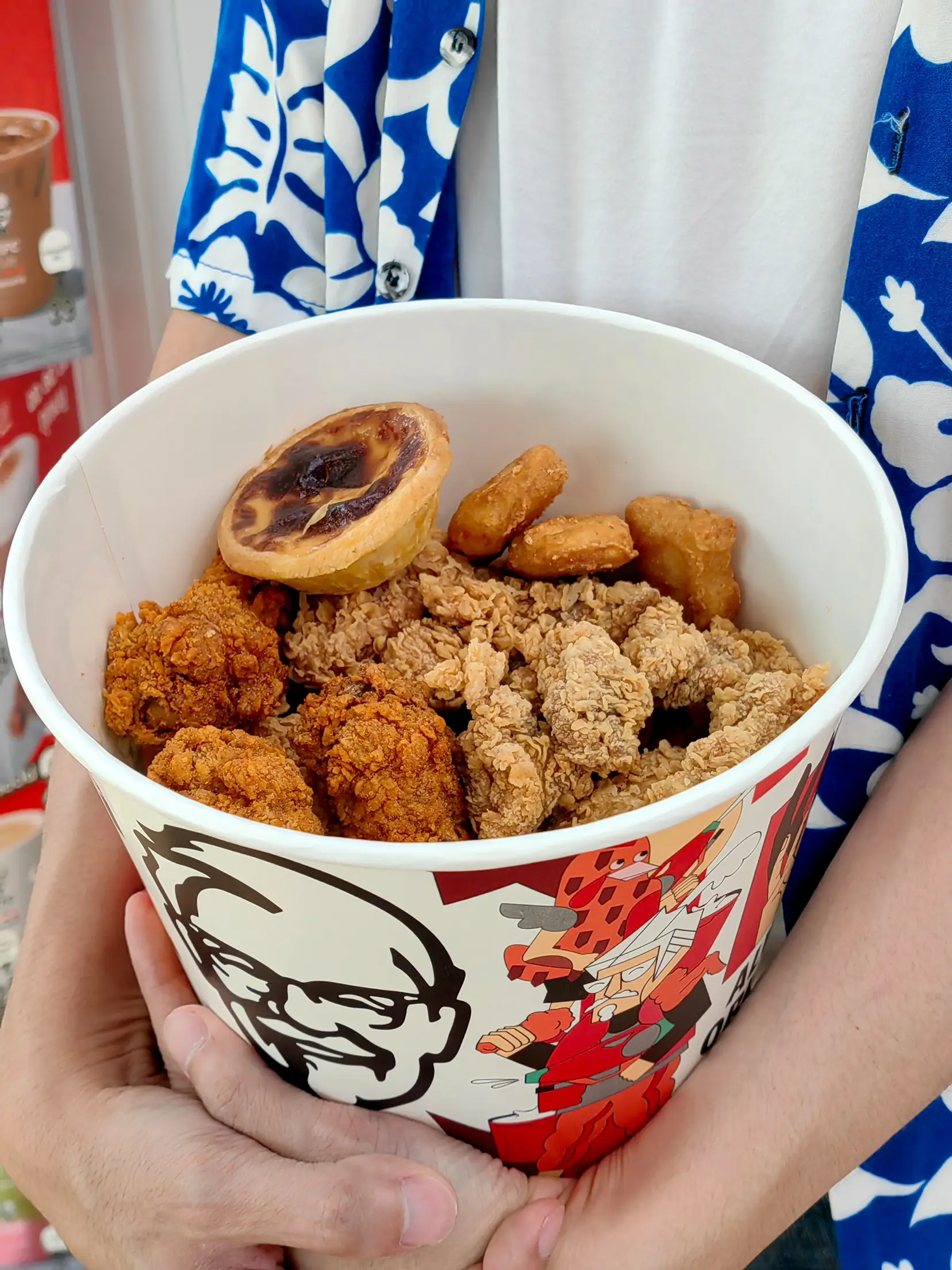 ของแถมพรีเมี่ยม KFC กระปุกผู้พันโคตรน่ารักกก ️ | แกลเลอรีที่โพสต์โดย ...
