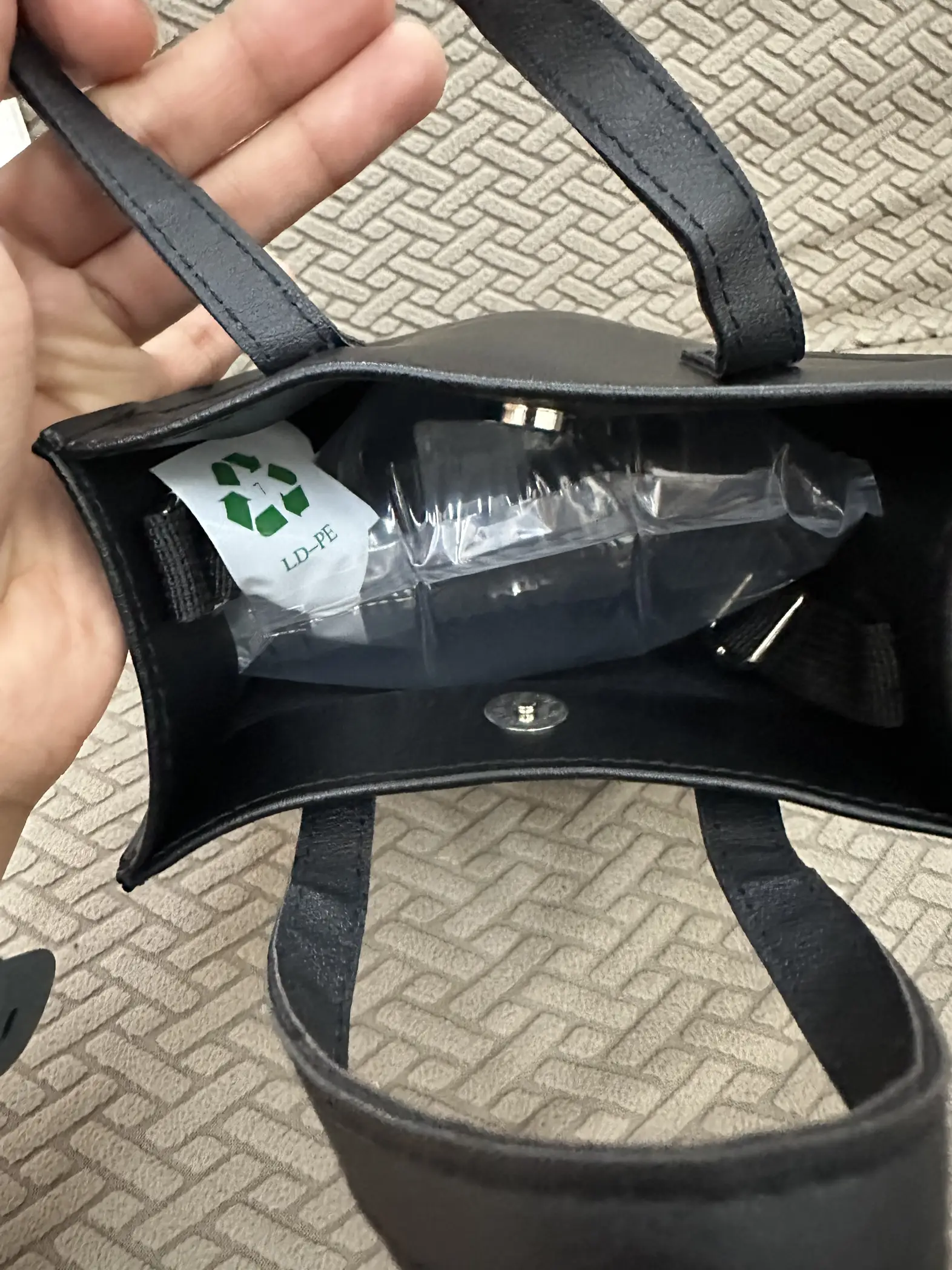 กระเป๋า STARBUCKS | แกลเลอรีที่โพสต์โดย 🌻 ket__88 🌻 | Lemon8