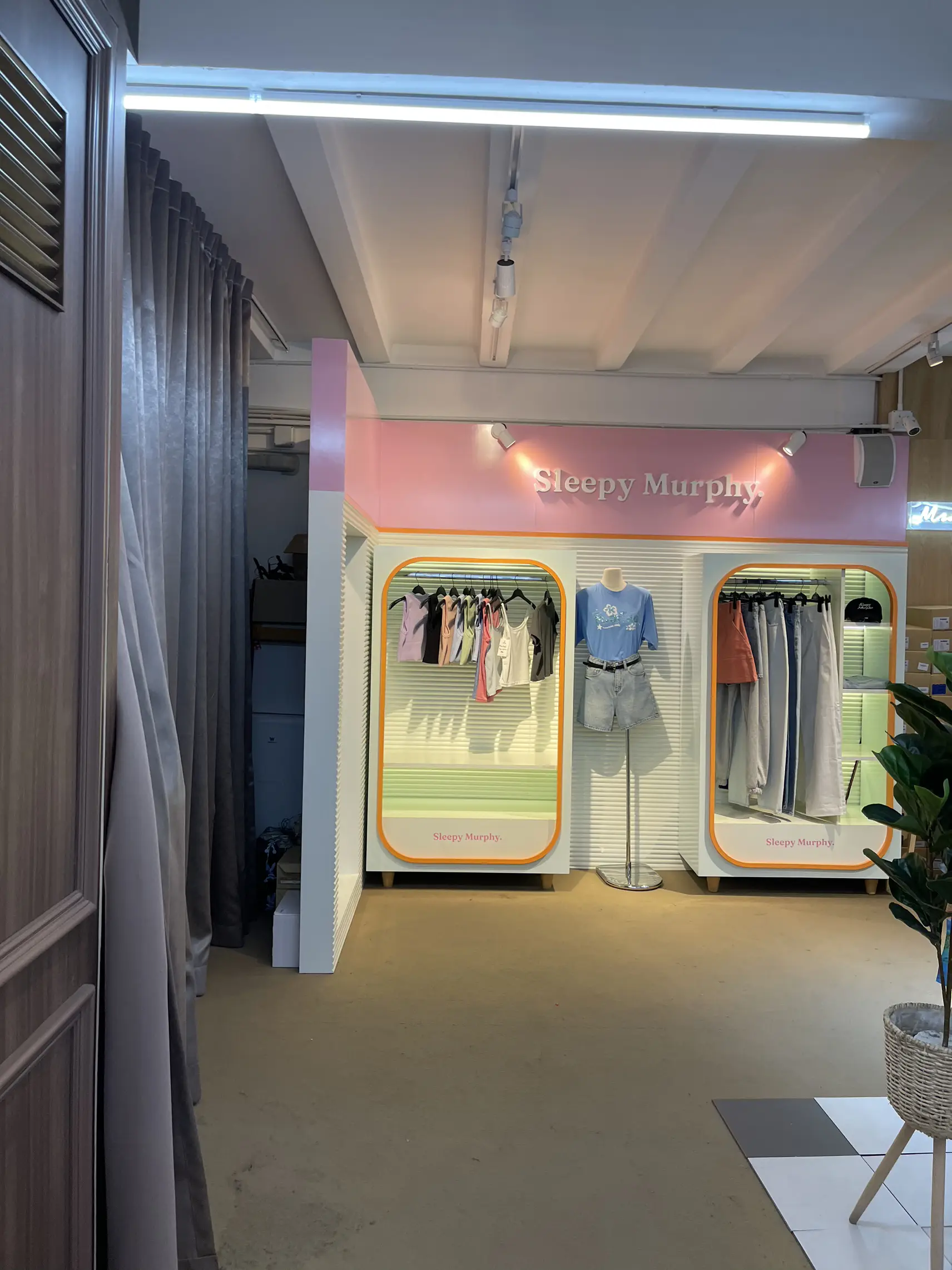 Tres siam square soi5 เพิ่มชั้น3แล้วนะรู้ยัง!!🥦 | แกลเลอรีที่โพสต์โดย g ...