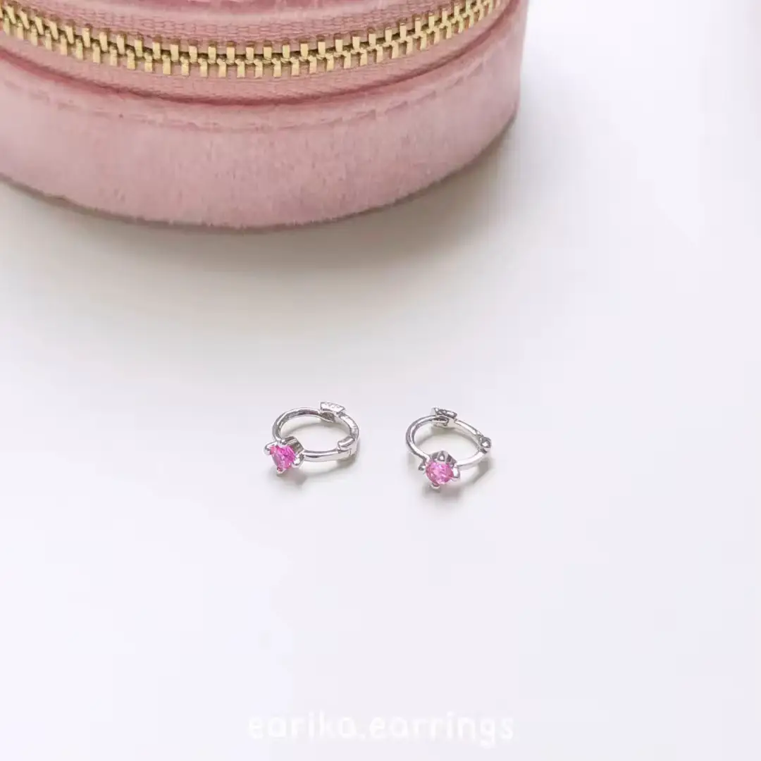 mini gem square hoop ต่างหูห่วงขนาดเล็กเงินแท้ (มีจี้ให้เลือก | แกลเลอรีที่โพสต์โดย 𝚔/🍅 | Lemon8