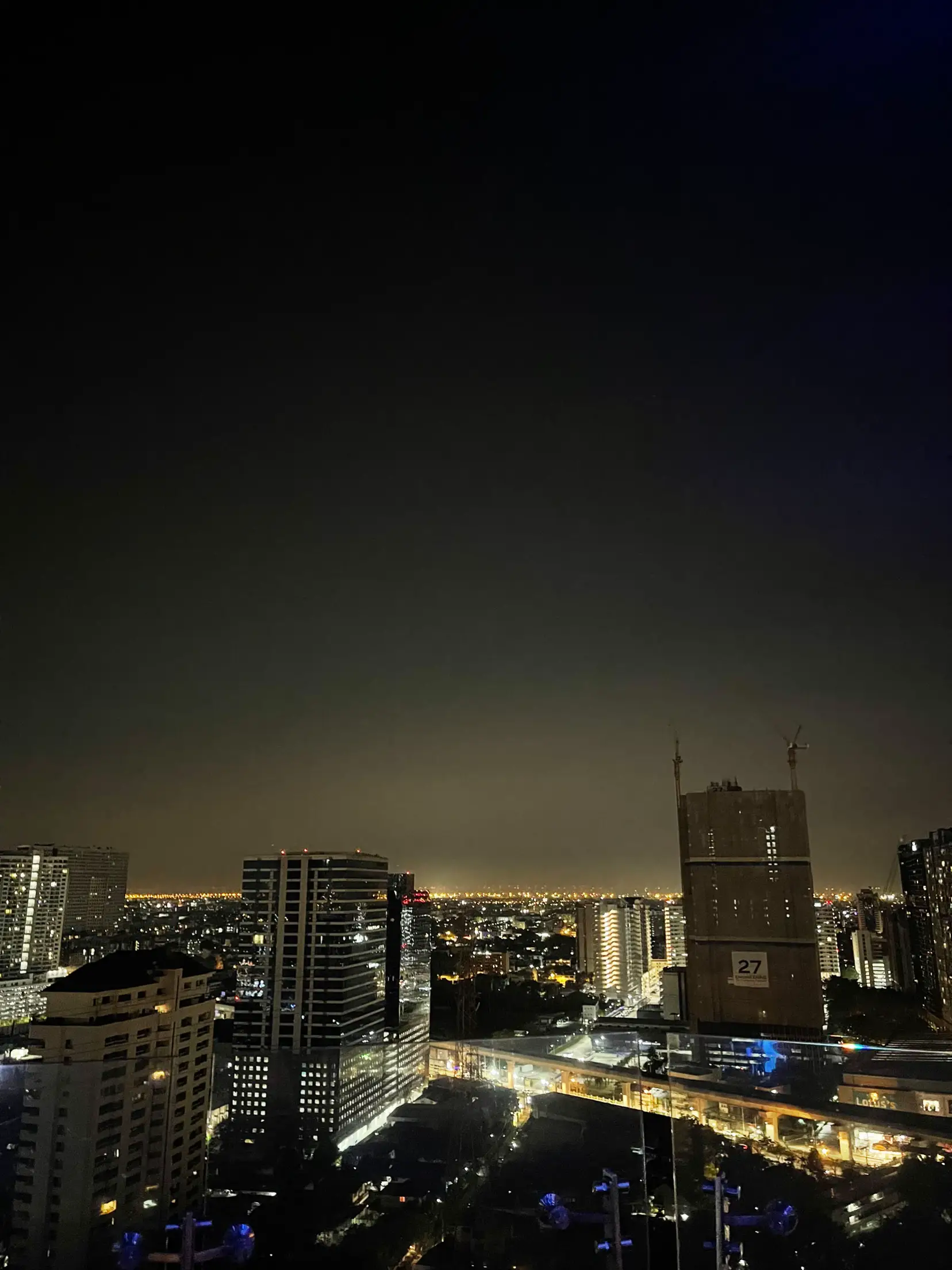 Blue Sky Rooftop at Centara Grand ลาดพร้าว | แกลเลอรีที่โพสต์โดย ...