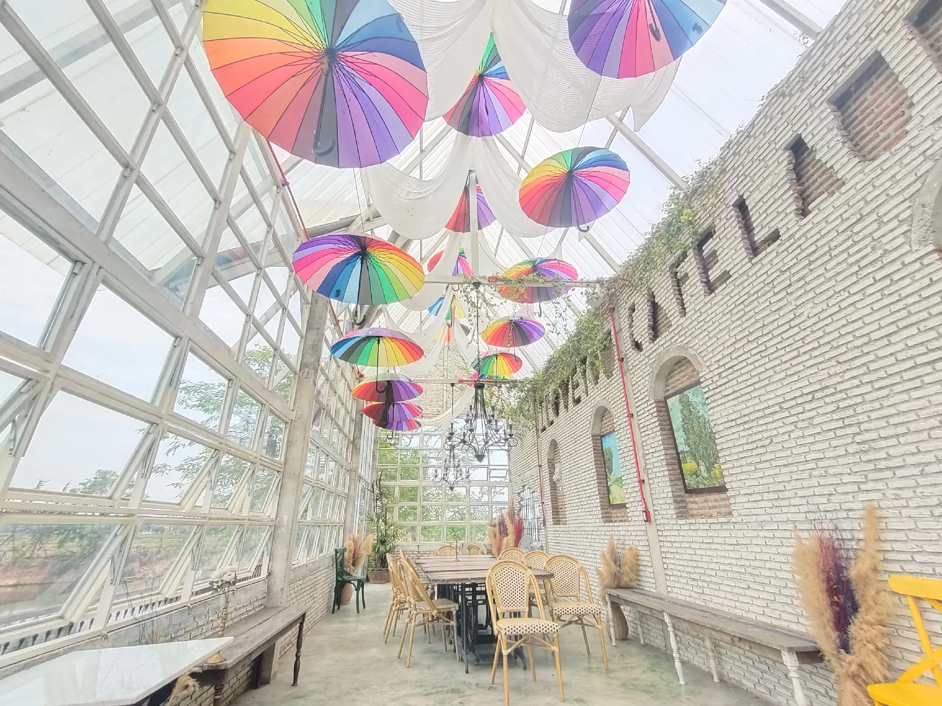 café laura bar & restaurant คาเฟ่สุดชิคใกล้กรุงเทพ | แกลเลอรีที่โพสต์ ...