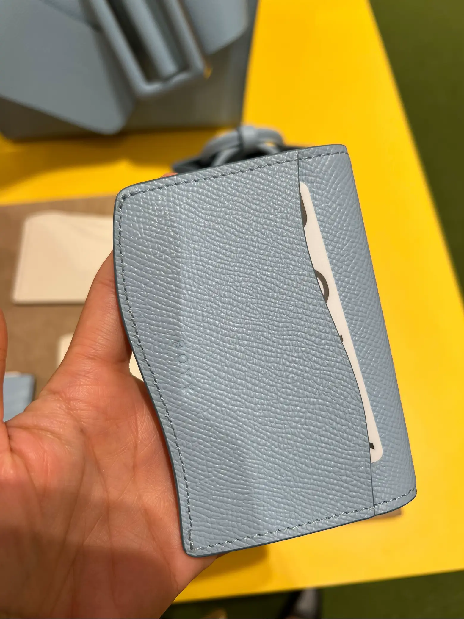 พาส่อง ! Boyy Bag. รุ่นใหม่ น่ารักทั้งกระเป๋าและราคา | แกลเลอรีที่โพสต์ ...