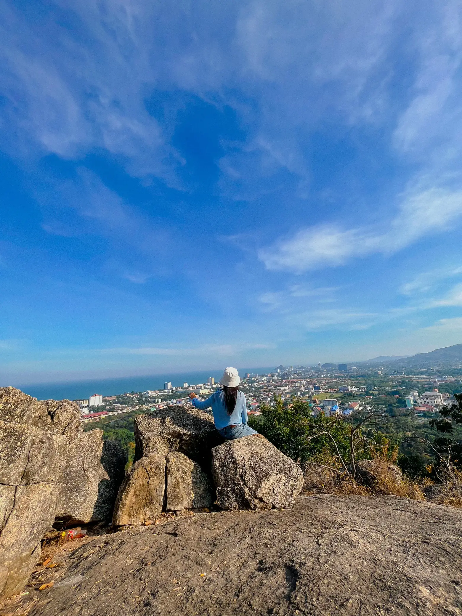 🏞จุดชมวิวเมืองหัวหิน 🌥🍃 | แกลเลอรีที่โพสต์โดย JiRa | Lemon8