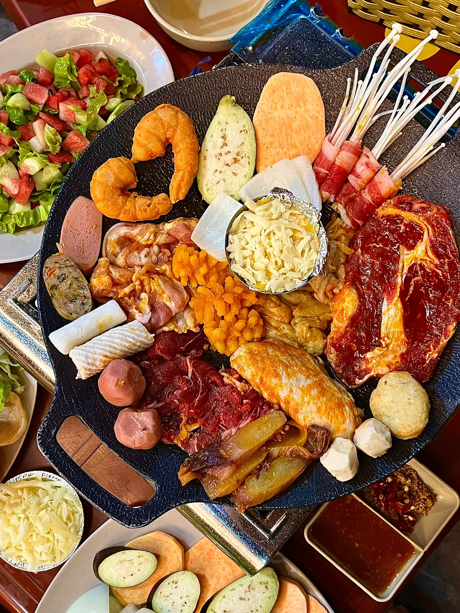 Nhem nhem - buffet lẩu nướng mlem mlem. | Bộ sưu tập do Bin Bin đăng ...