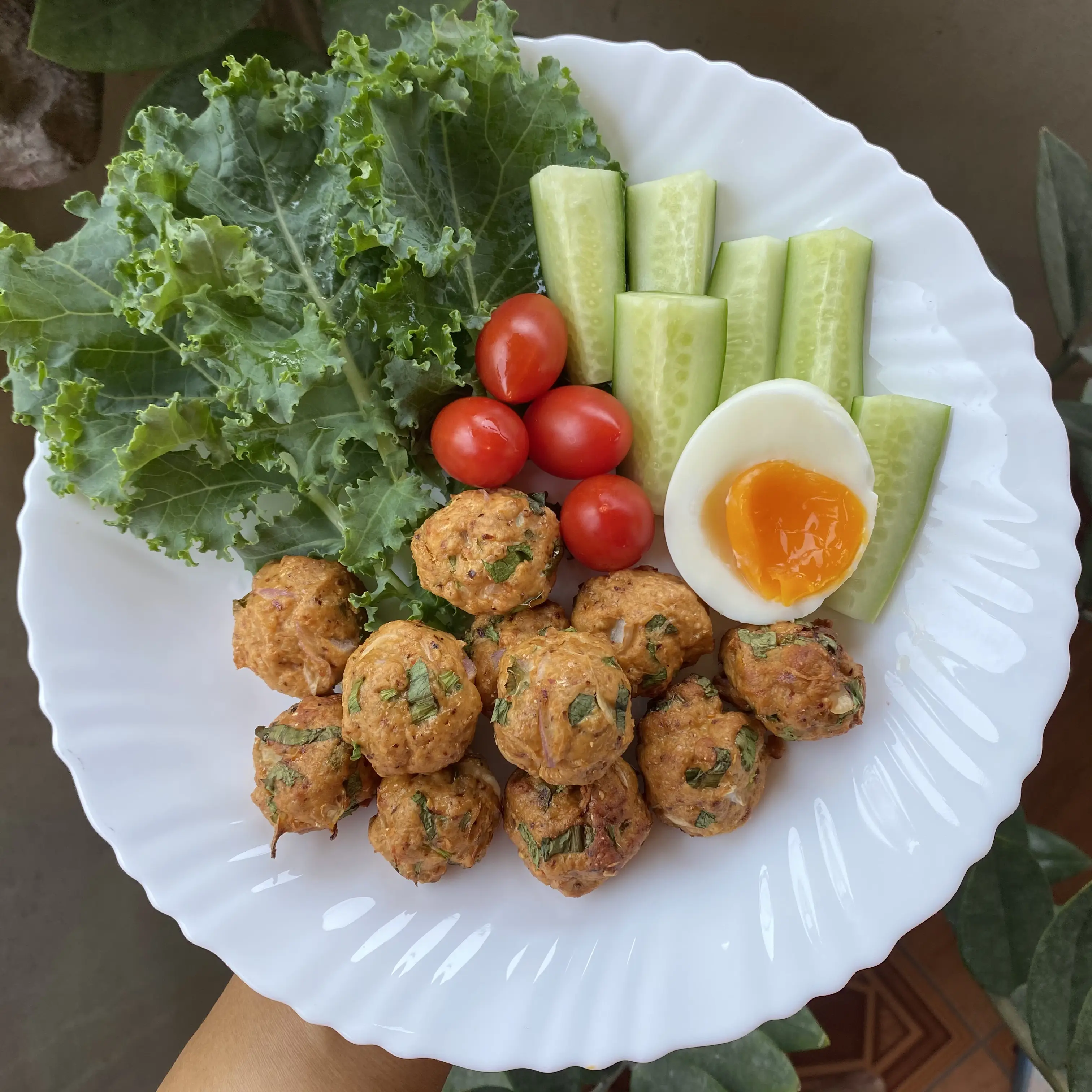 สารพัดประโยชน์จากผักเคล | แกลเลอรีที่โพสต์โดย bass_healthy | Lemon8