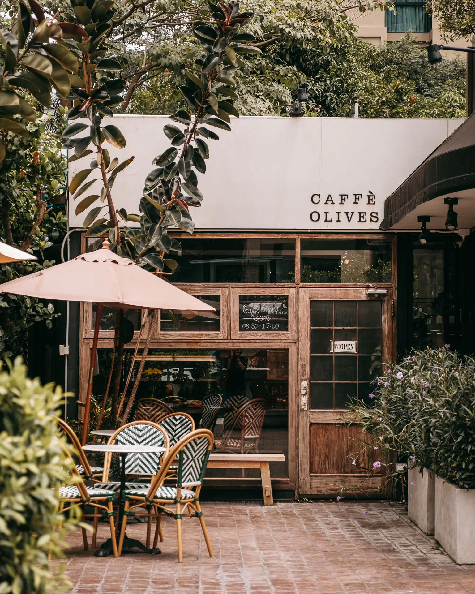 Caffe Olives คาเฟ่ที่มีกลิ่นอายสไตล์อิตาเลียน สุขุมวิท 36 | Galeri ...