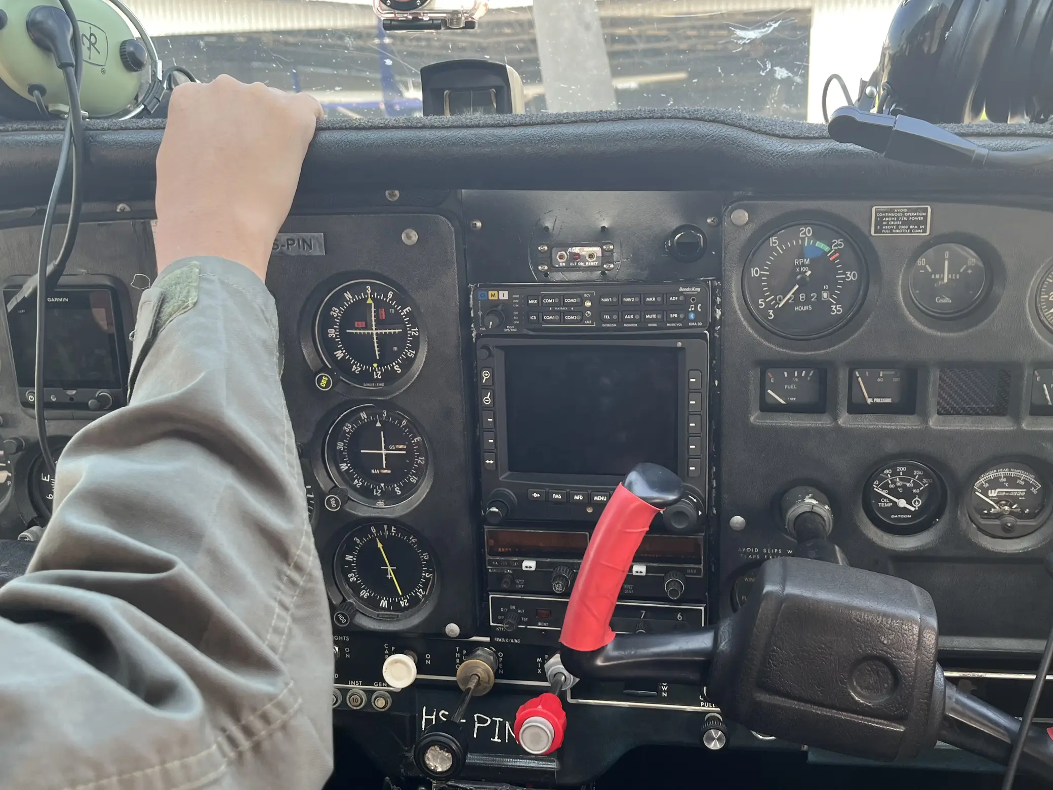 ขับเครื่องบินแบบ One day pilot ที่ friends flying club ️ | แกลเลอรีที่ ...