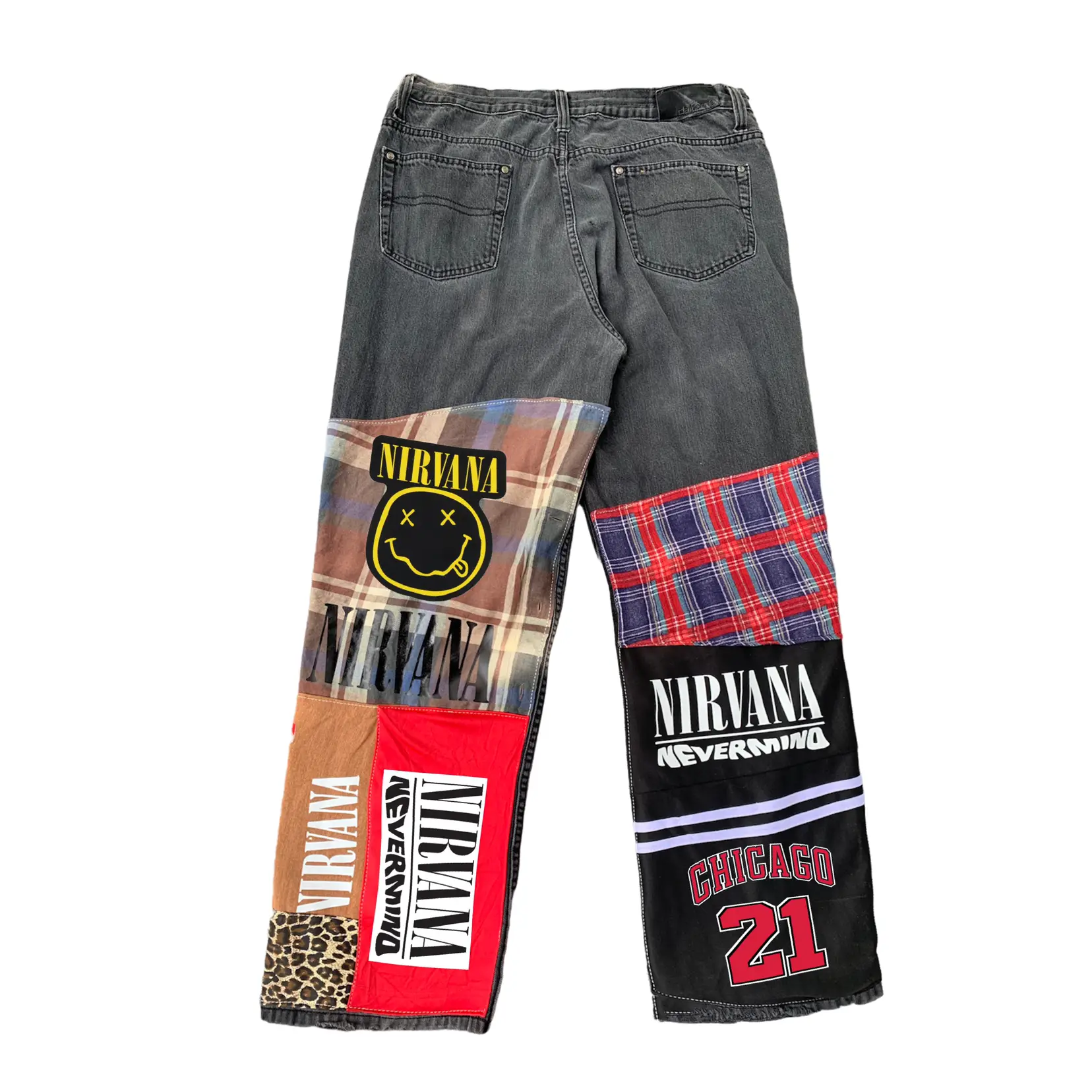 🔥Patchwork Jeans Vintage🔥 | แกลเลอรีที่โพสต์โดย Different_store | Lemon8