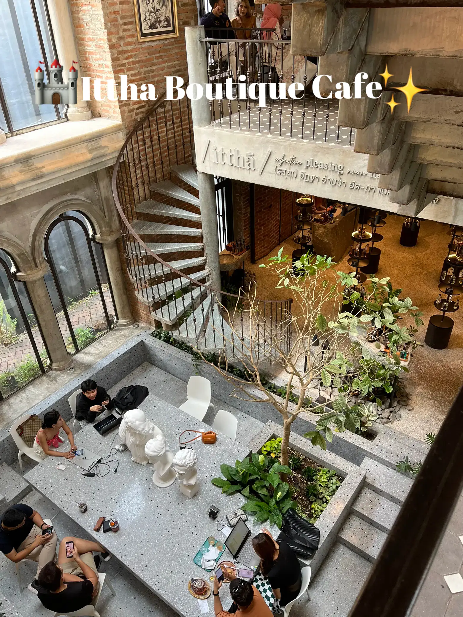 ‘Ittha Boutique Cafe’ คาเฟ่สไตล์ยุโรปย่านปุณณวิถี🪄🌈 | แกลเลอรีที่โพสต์โดย Tanida | Lemon8