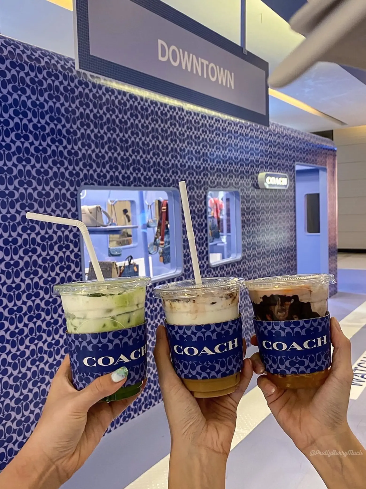 COACH CAFÉ by PRESSED pop-up store 👖💙 | แกลเลอรีที่โพสต์โดย ...