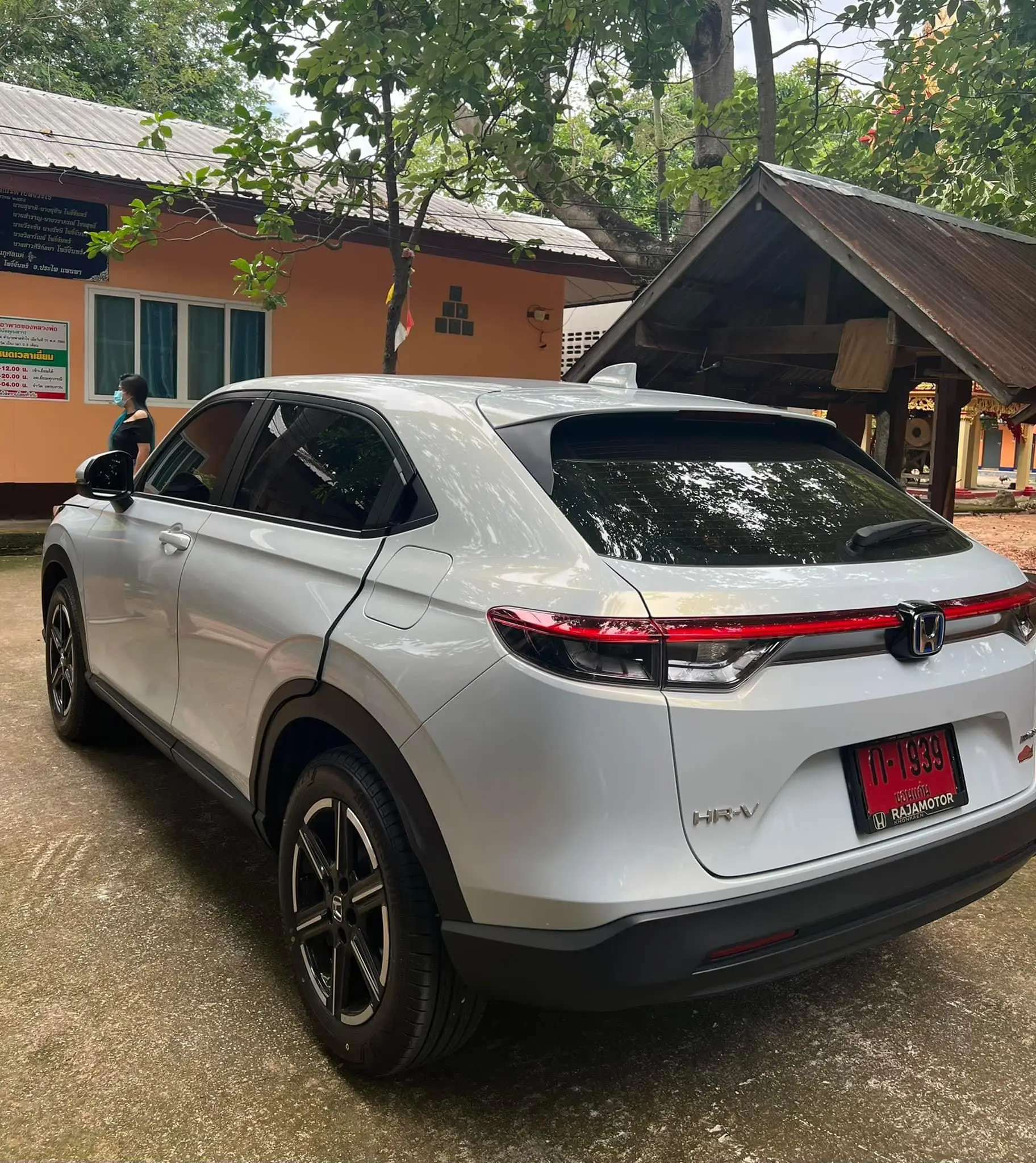 รีวิว HRV รุ่น E หลังใช้มาแล้ว 4 เดือน ข้อดี-ข้อเสีย มีอะไรบ้าง | แกล ...