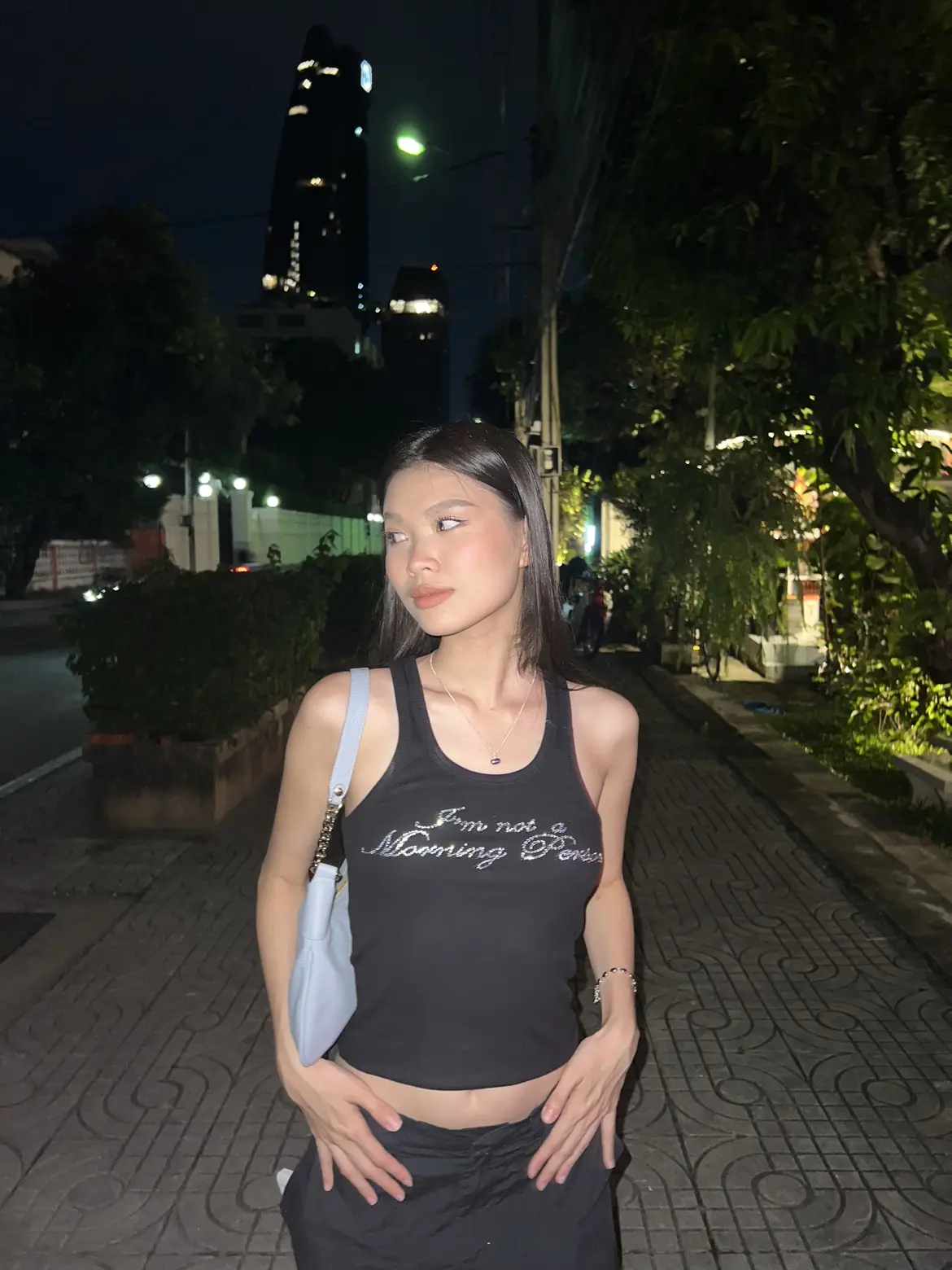 night out ootd! ไอเดียแต่งตัวไปเที่ยวแซ่บเบาๆแบบไม่โป๊🪩 | แกลเลอรีที่ ...