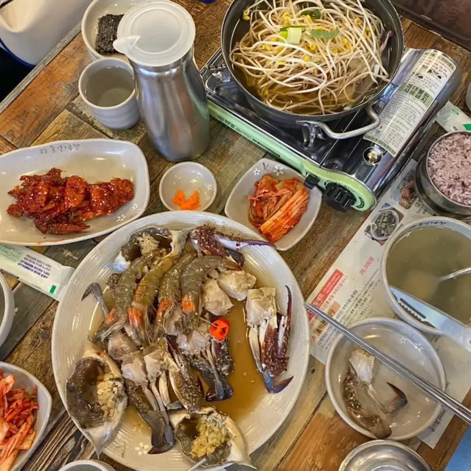 Eat crabs in Korea. 🦀 Must have this shop without being slapped. | Gallery posted by Nutthee.s ...