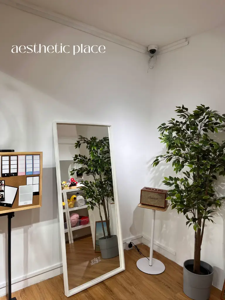 $10 Self photo studio @Haji Lane📸 Solace Studios⭐️ | Gallery posted by ...
