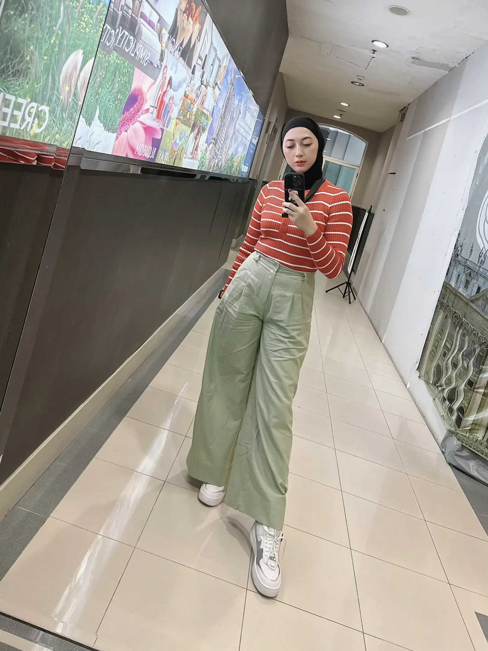 OOTD ke Office yg simple | แกลเลอรีที่โพสต์โดย Iis Amin | Lemon8