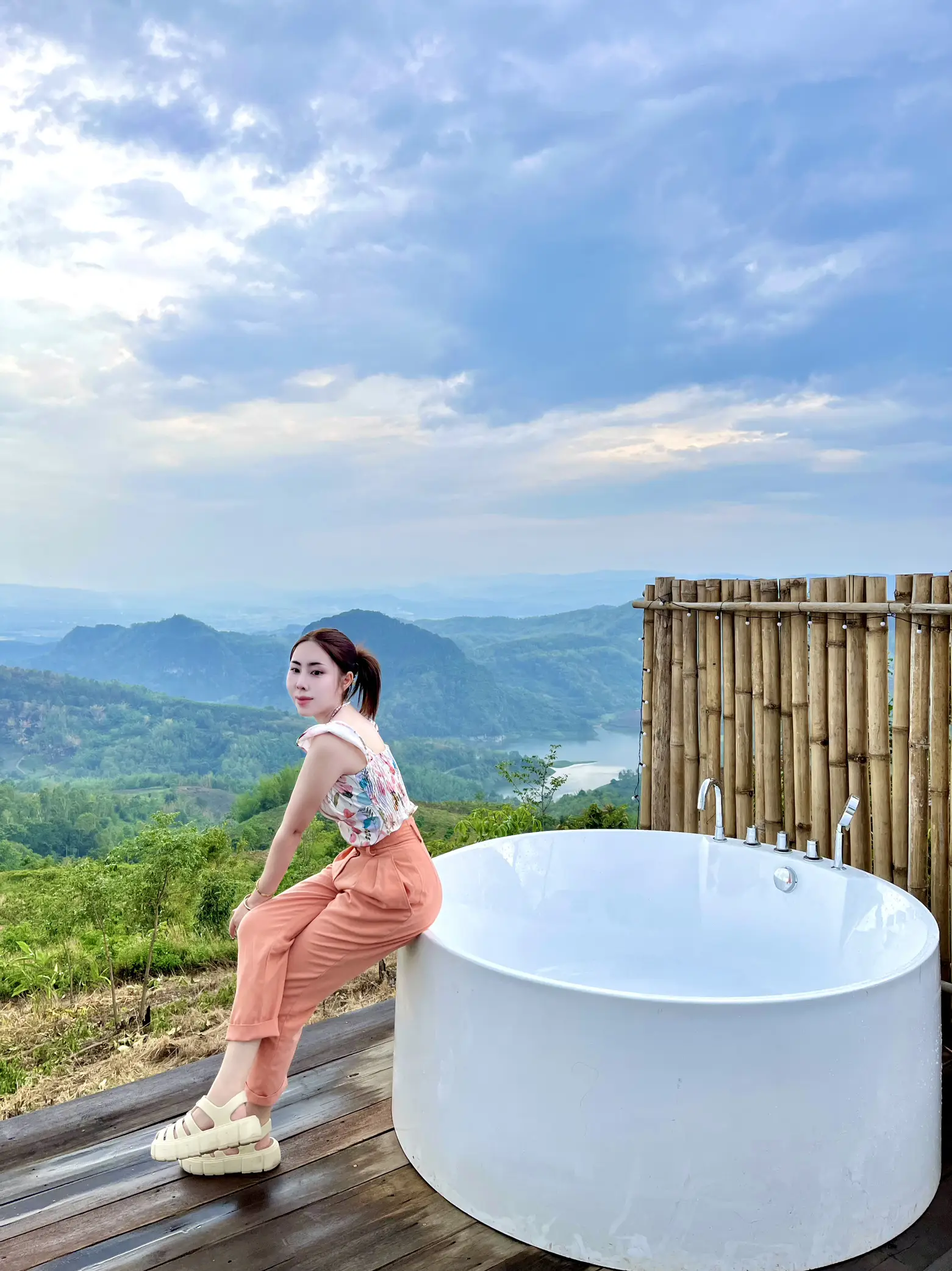 Wedding Camp Doichang 🏕️ | แกลเลอรีที่โพสต์โดย BAMZ.🍉 | Lemon8