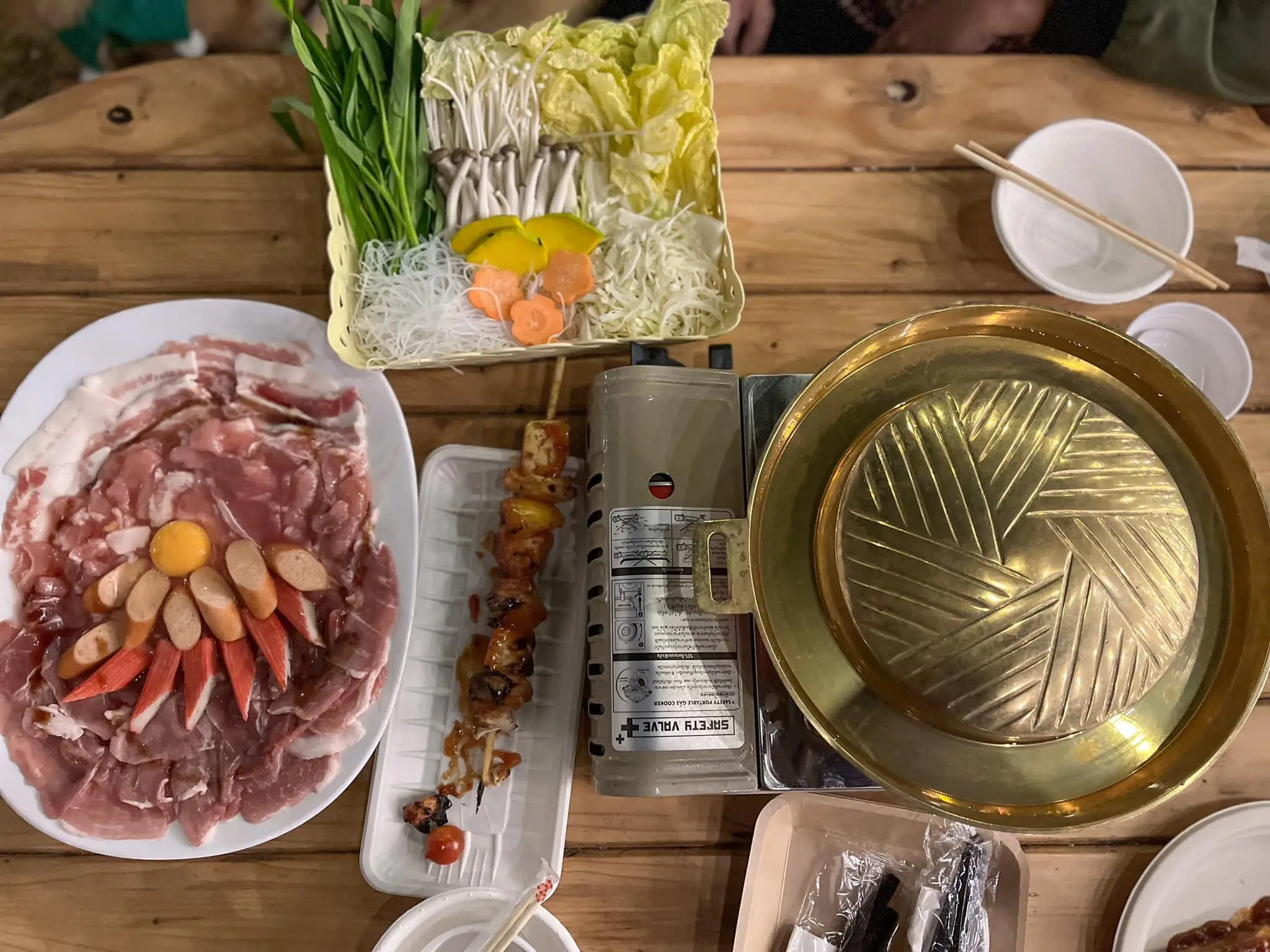บรรยากาศดีดี หมูกระทะอร่อยๆที่ The Backyard 168 เขาใหญ่ | แกลเลอรีที่ ...