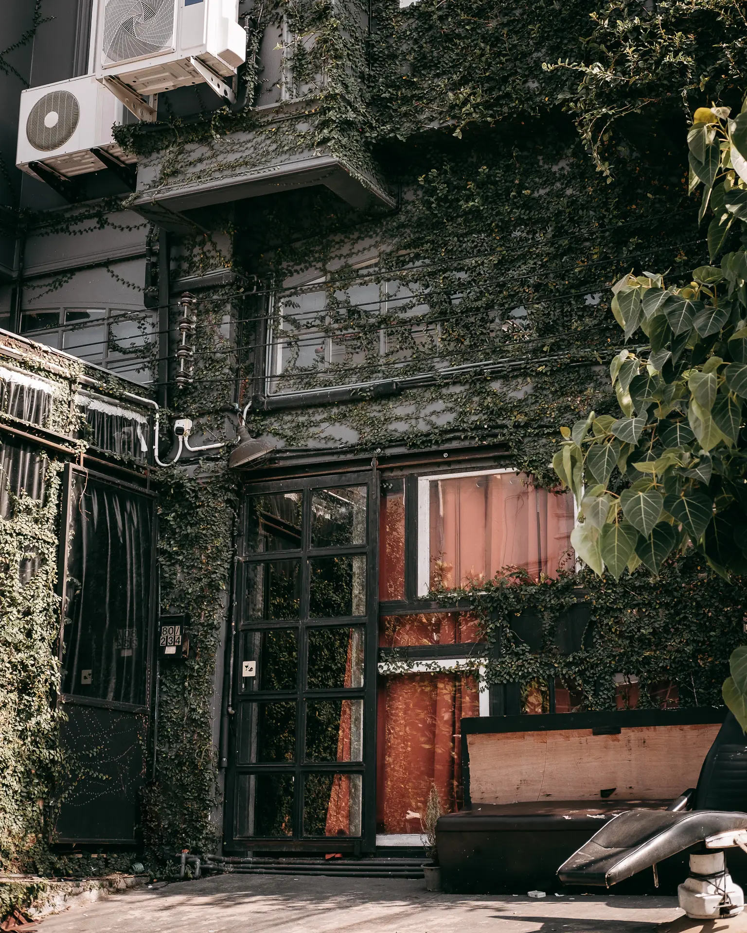 Elttil คาเฟ่ฟีลอาร์ตแกลเลอรีเปิดใหม่ย่านเอแบคบางนา | แกลเลอรีที่โพสต์ ...