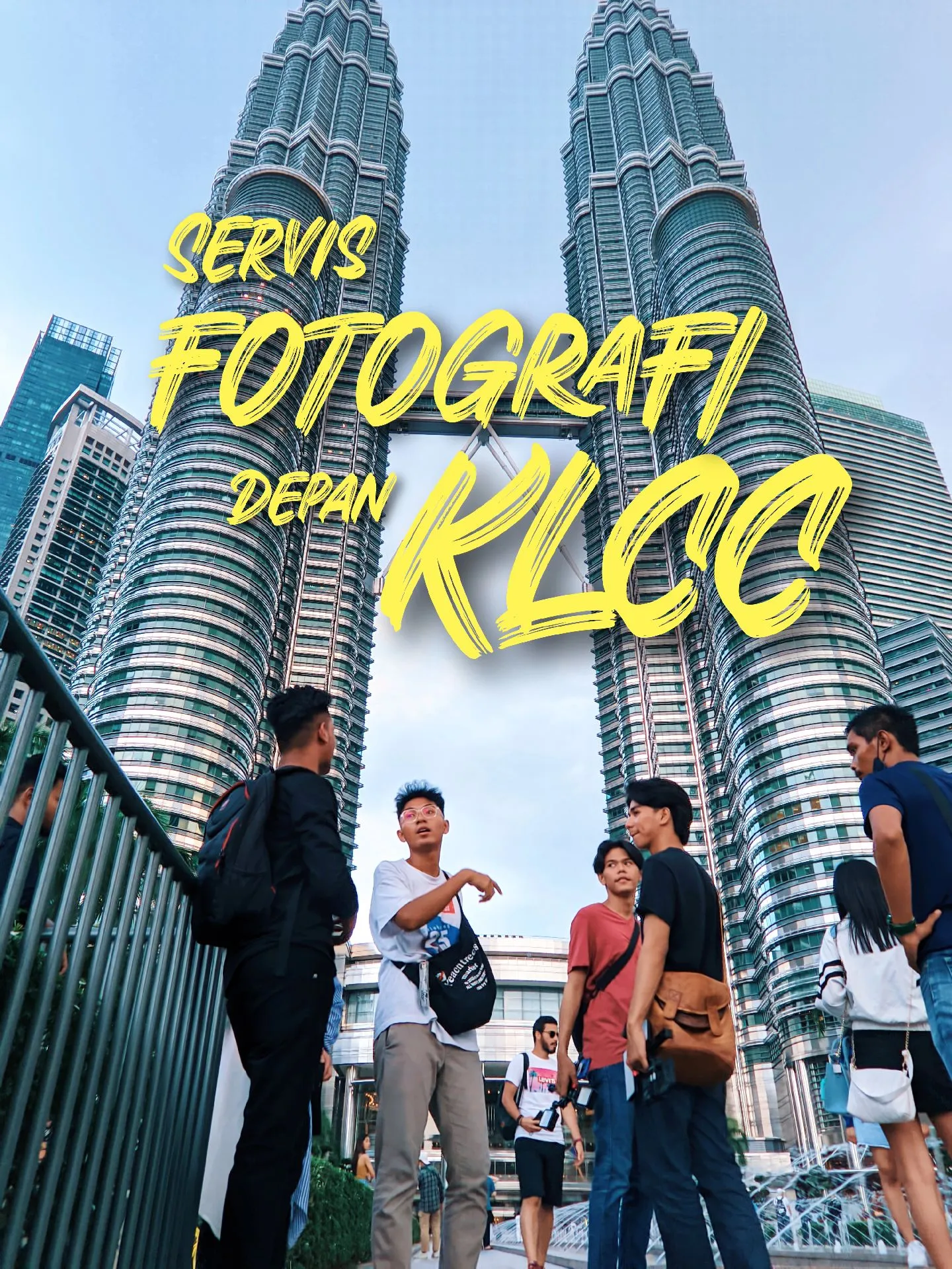 Servis Fotografi Untuk Pelancong Di KLCC! 🇲🇾 | วิดีโอที่เผยแพร่โดย Hazwan Hafiz | Lemon8