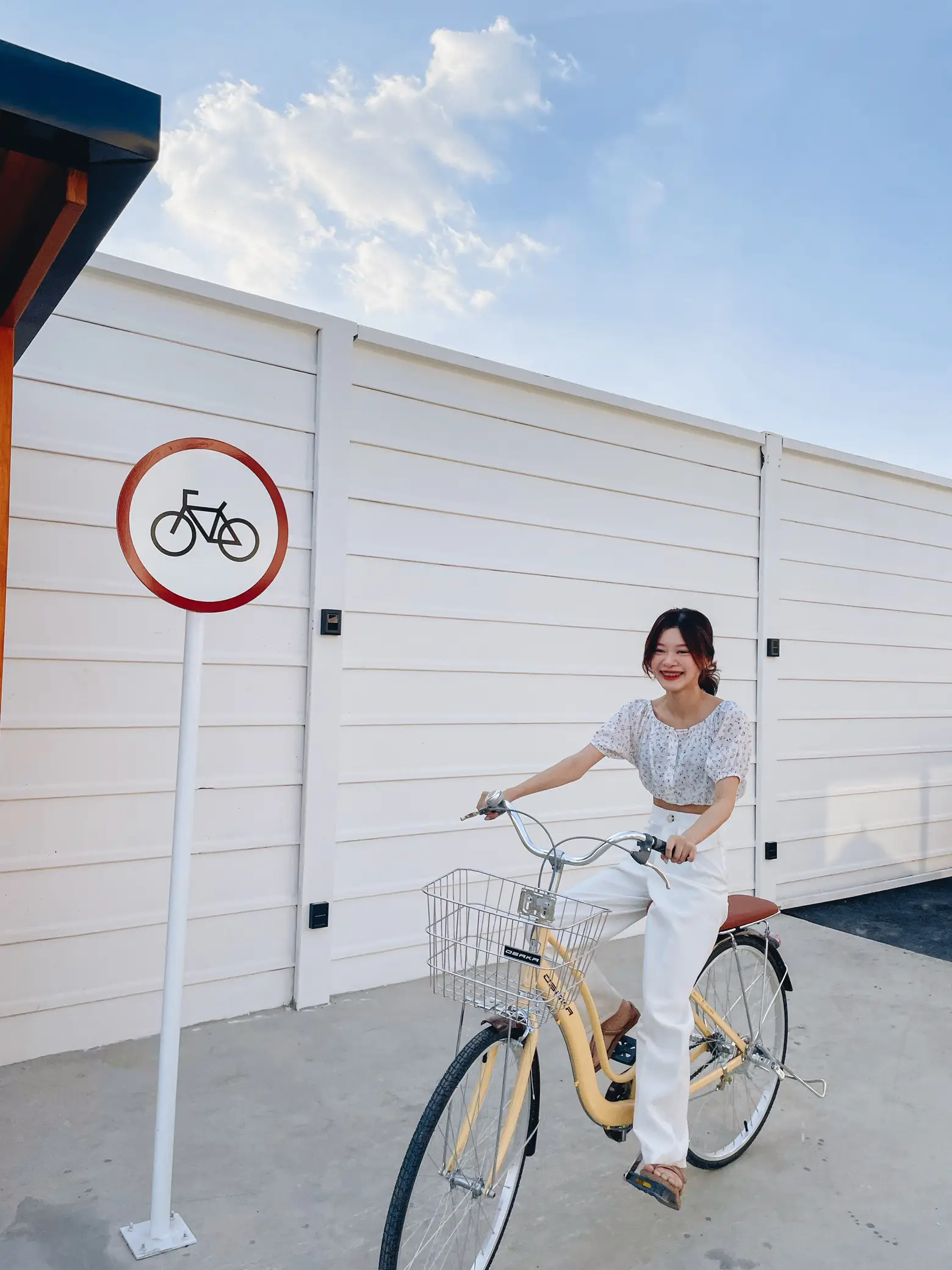 Oakland café 🏕🐛🫧 | แกลเลอรีที่โพสต์โดย Winter Rain🫧 | Lemon8