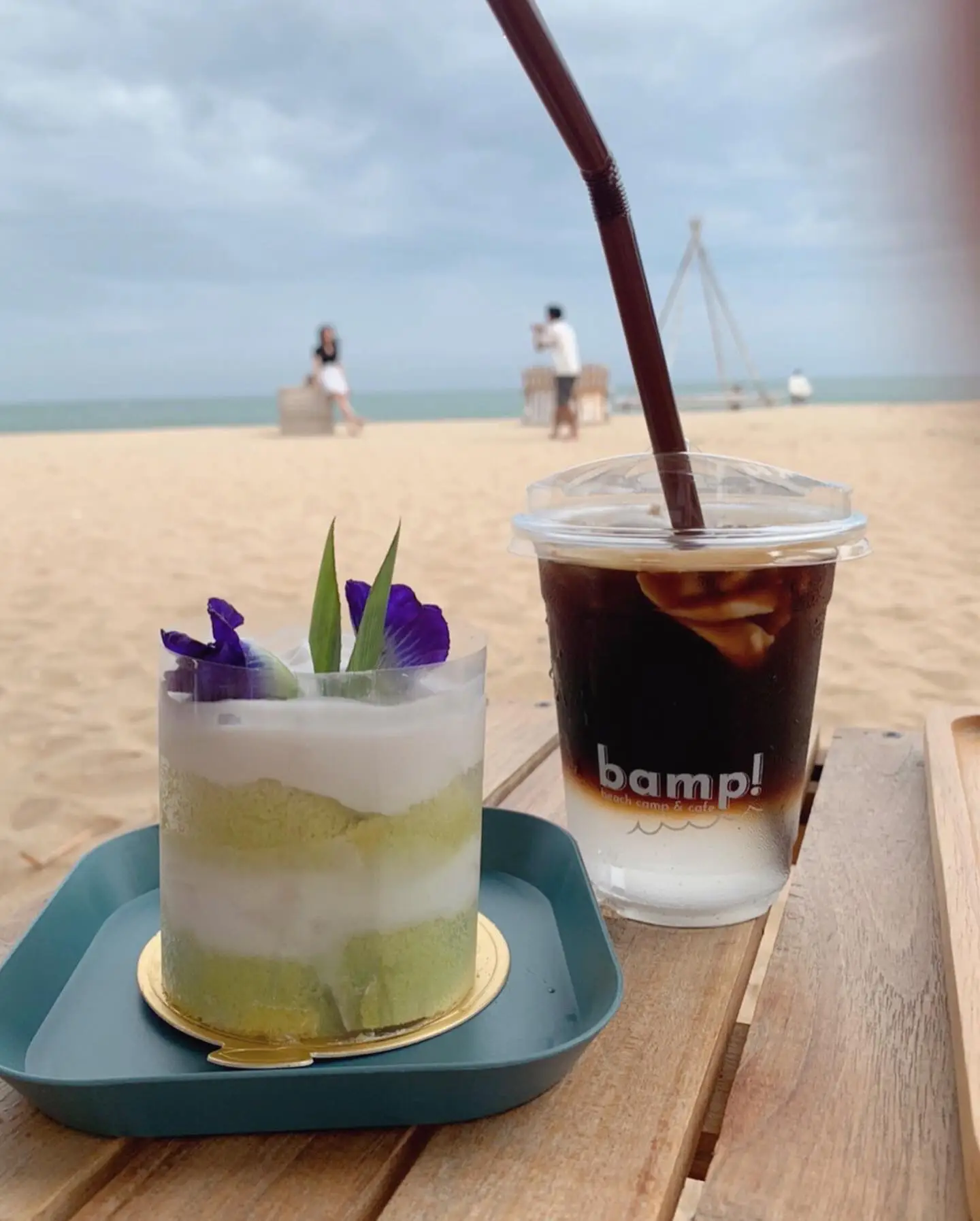 bamp:beach camp & cafe🥥 คาเฟ่สไตล์แคมป์หัวหิน ติดทะเล | แกลเลอรีที่ ...