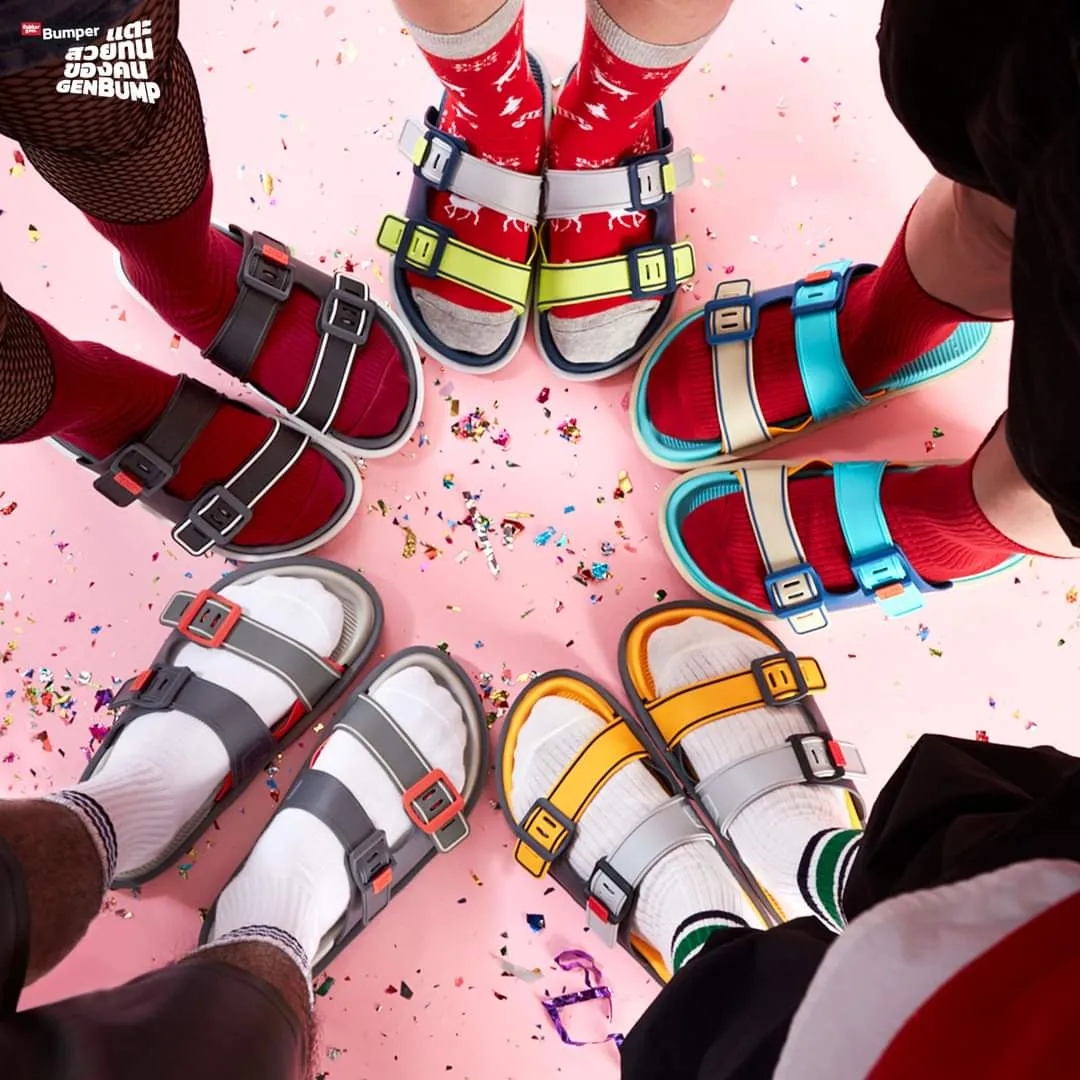 "Rubber Soul" #ของแท้🔥รองเท้าแตะรุ่นใหม่พื้ึนนิ่ม🔥 | แกลเลอรีที่โพสต์โดย Atsanai Musor | Lemon8