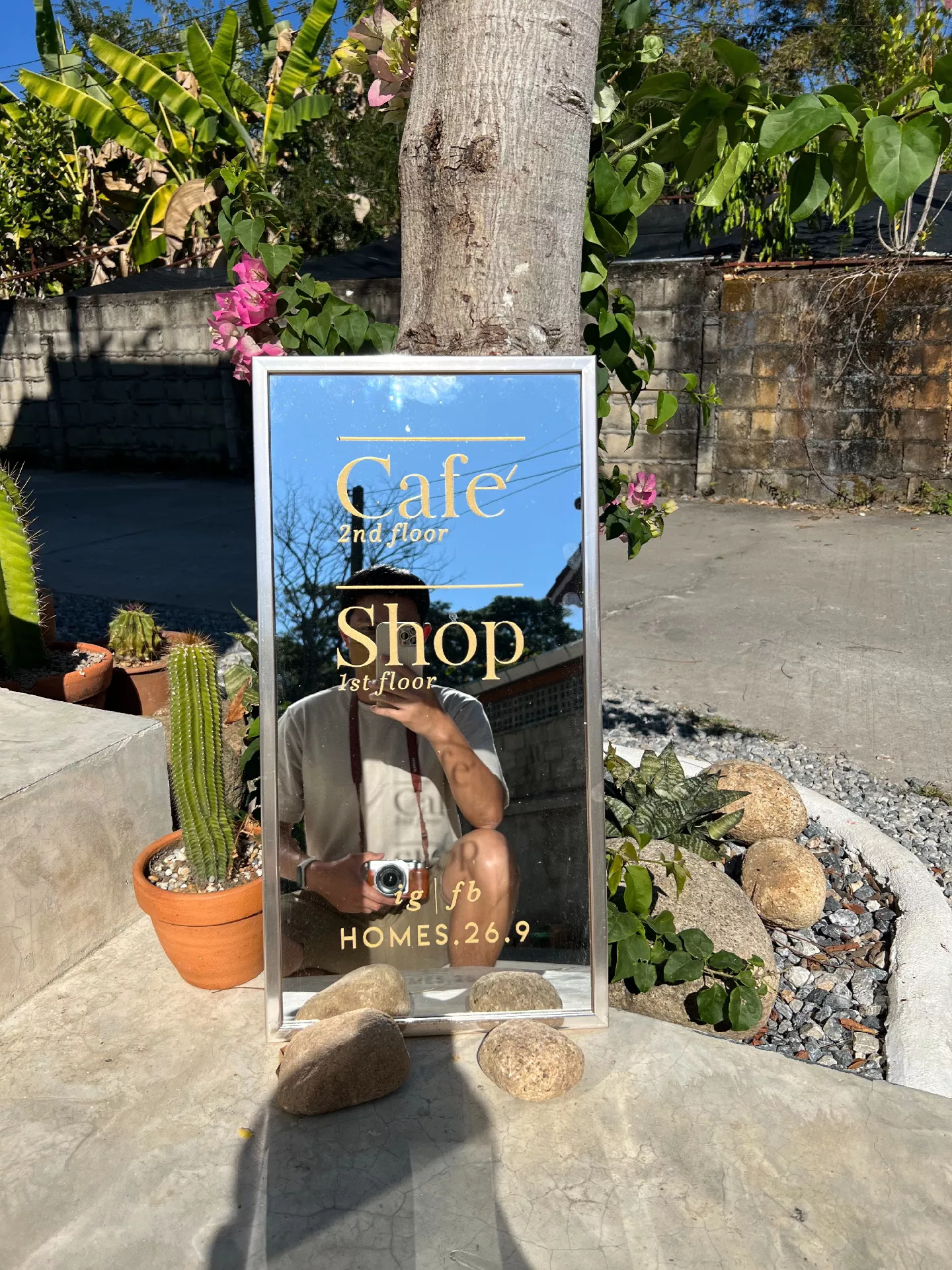 Home's คาเฟ่ที่ห้ามพลาด ในเชียงใหม่ | แกลเลอรีที่โพสต์โดย PERCEPTION | Lemon8