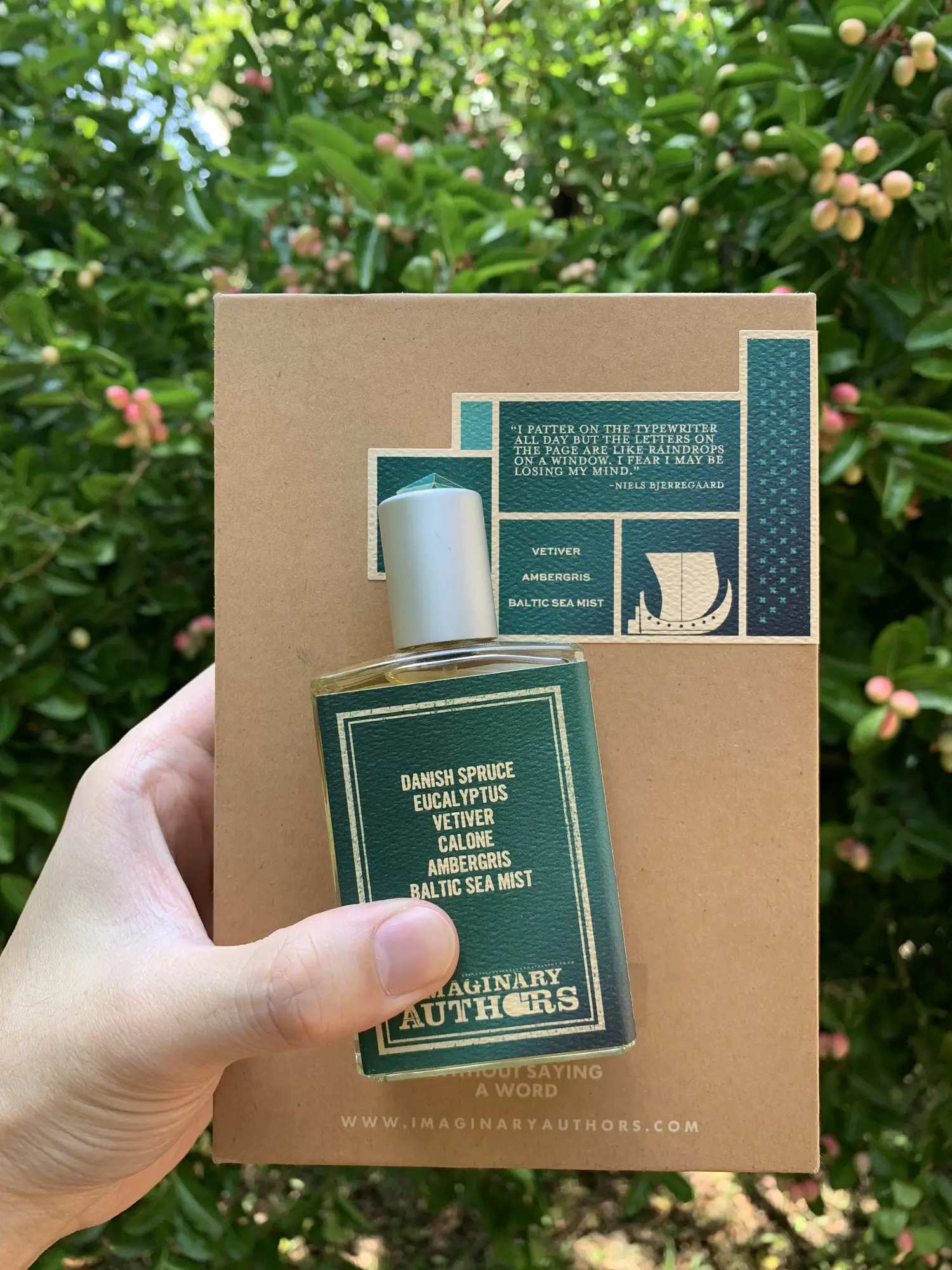 รีวิวน้ำหอมสุดเก๋ กลิ่นเหมือนอยู่กลางพายุจาก Imaginary Authors | แกลเลอ ...