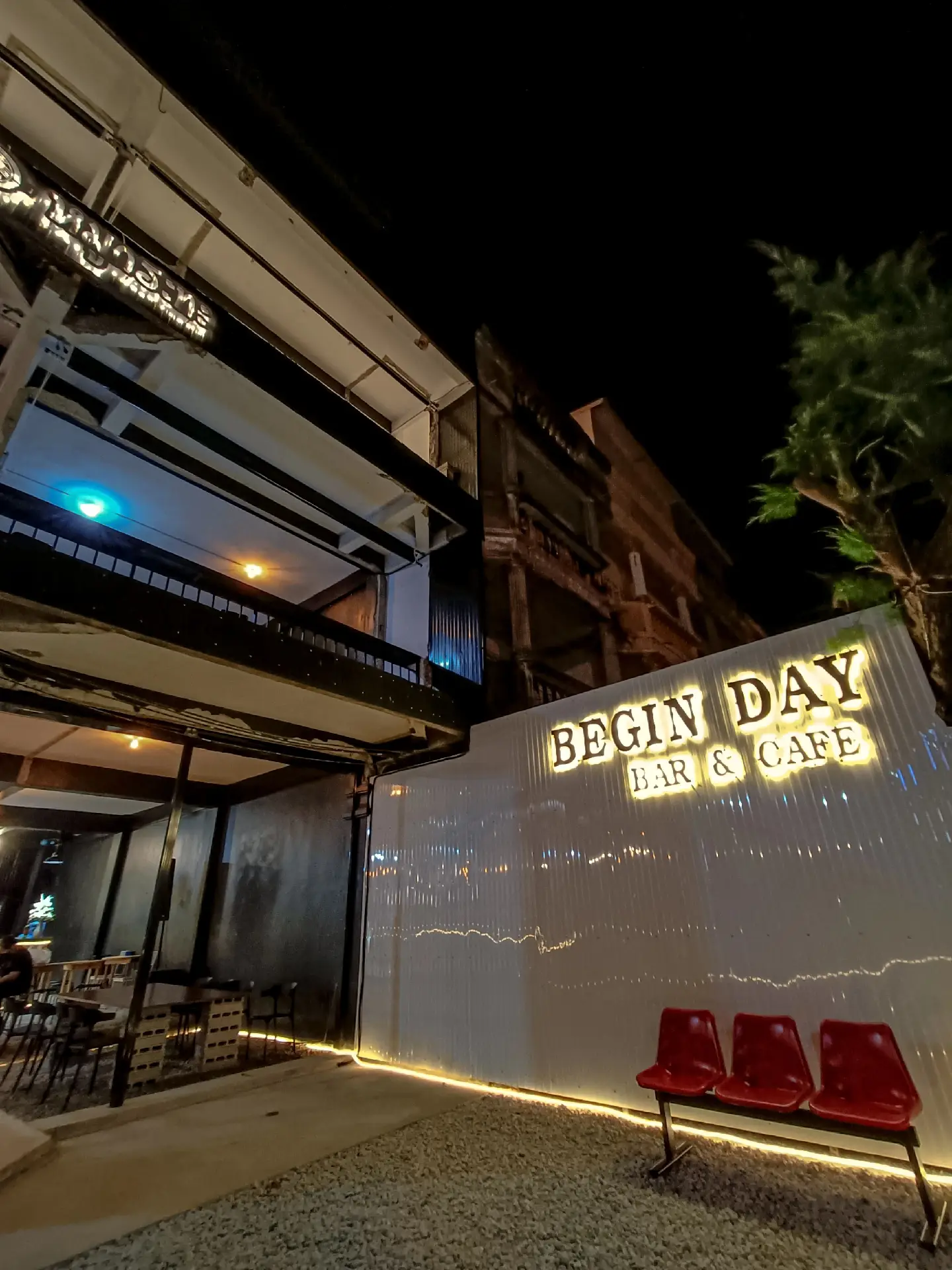 BEGIN DAY หมูกระทะดาดฟ้าระยอง | แกลเลอรีที่โพสต์โดย muayket | Lemon8