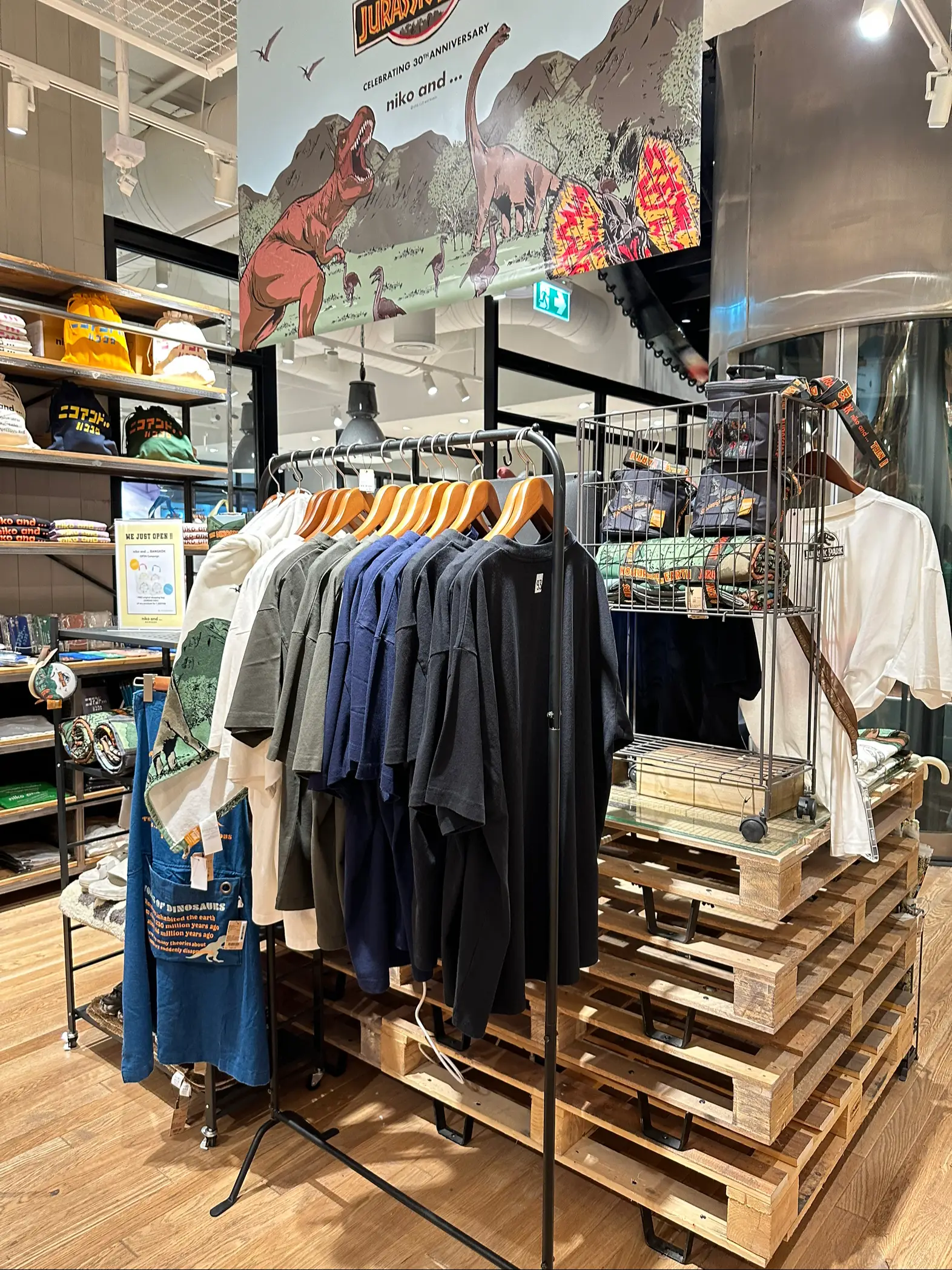 niko and ... แบรนด์ดังจากญี่ปุ่น มาตั้งใจกลางสยามเลยจ้า | แกลเลอรีที่โพสต์โดย seenamz | Lemon8