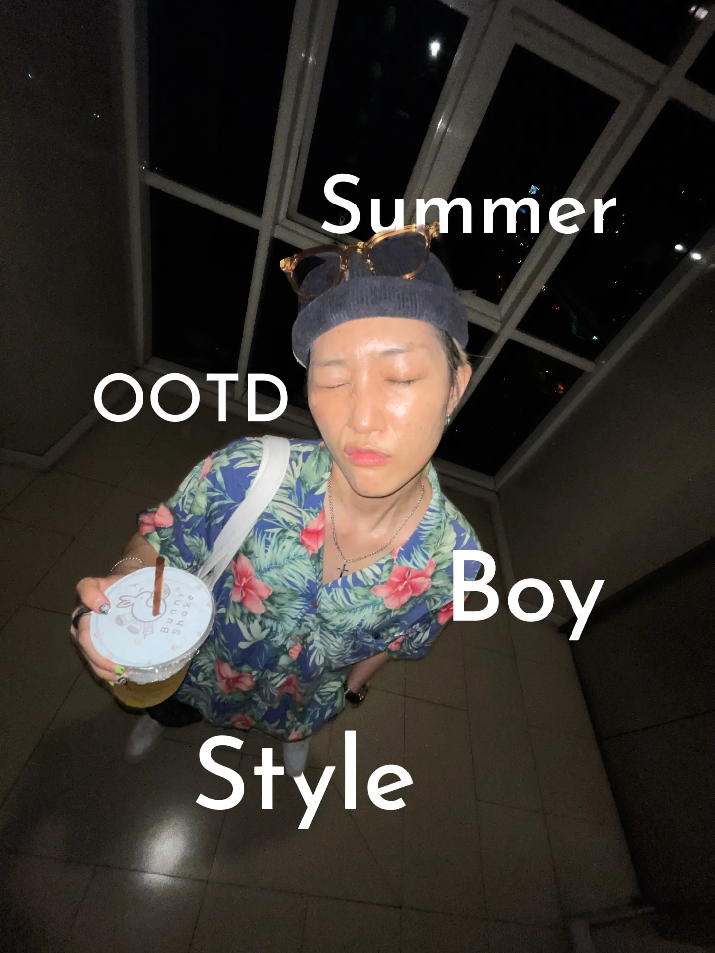 OOTD 🌴 Summer Boy 😎 ฟีลนักท่องเที่ยวหนุ่ม | แกลเลอรีที่โพสต์โดย Lazy Babe | Lemon8