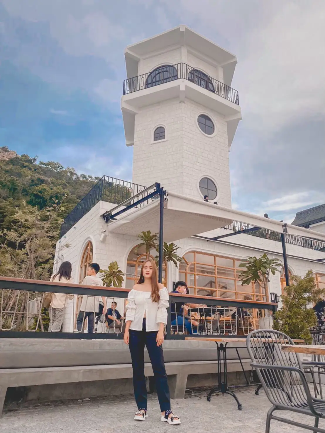 คาเฟ่ เขาสามมุข “Red Temp Coffee”🌊 | แกลเลอรีที่โพสต์โดย C.cher_ry94 ...