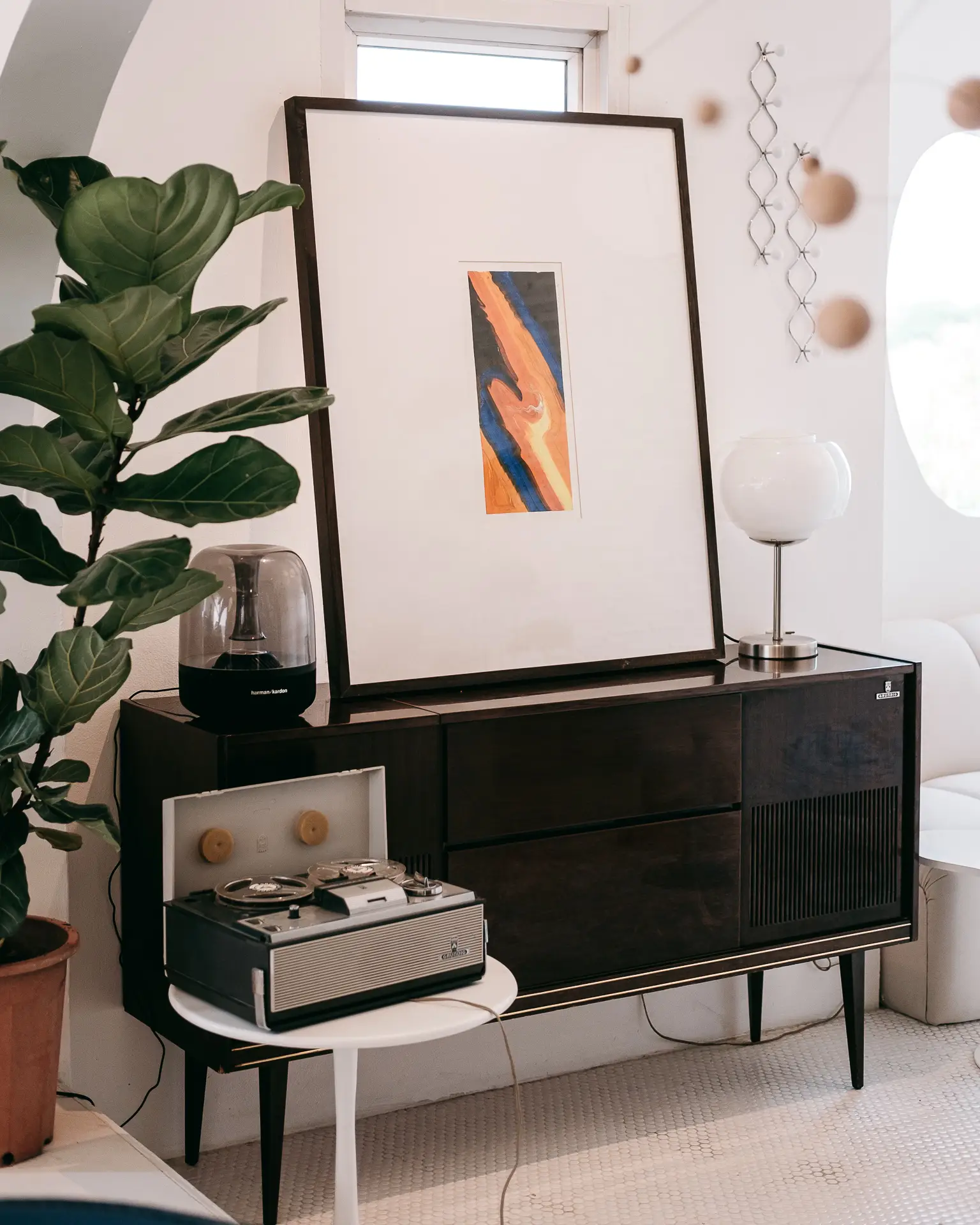 Elttil คาเฟ่ฟีลอาร์ตแกลเลอรีเปิดใหม่ย่านเอแบคบางนา | แกลเลอรีที่โพสต์ ...