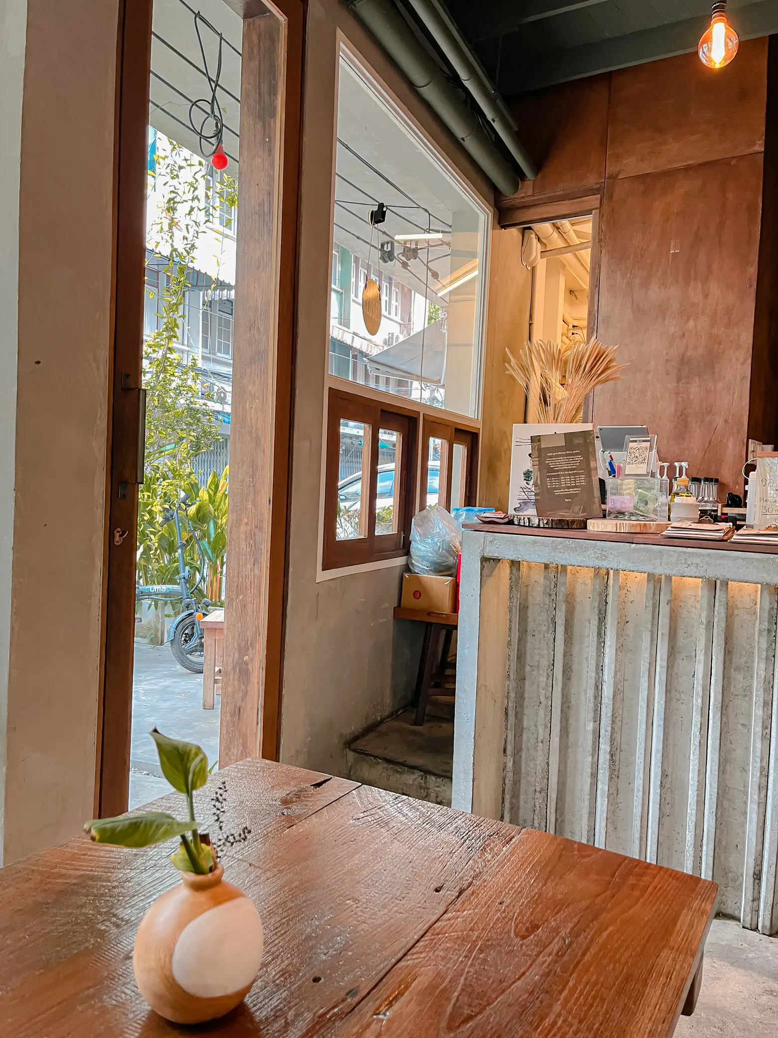 Under Home Cafe, TAIBAN CAFE BKK | Gallery posted by Ruji_pat | Lemon8