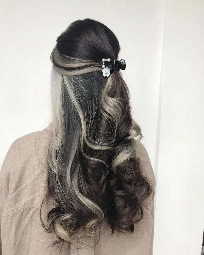 ไอเดีย ‘สีผมทูโทน’ สวย แซ่บ ไม่เหมือนใคร | แกลเลอรีที่โพสต์โดย Ness Ploydeeler | Lemon8