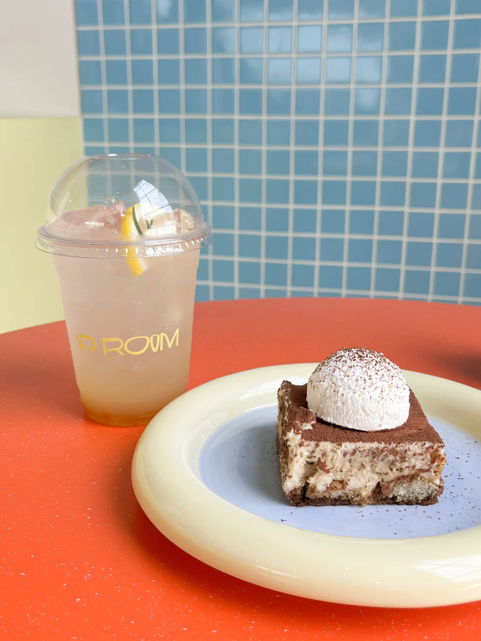 IP ROOM คาเฟ่แสนสดใสที่เห็นครั้งแรกก็ต้องร้องว่าน่ารัก ชิบปุ๋งง💖 | แกลเลอรีที่โพสต์โดย ISAYWORK ...