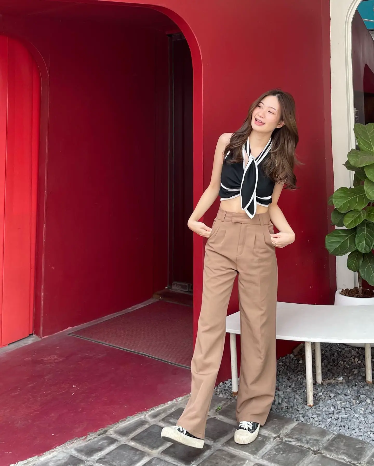 Outfit today กับลุคดำ&น้ำตาล 🖤🐻 | แกลเลอรีที่โพสต์โดย ช ด า ⤾·˚ ༘ | Lemon8