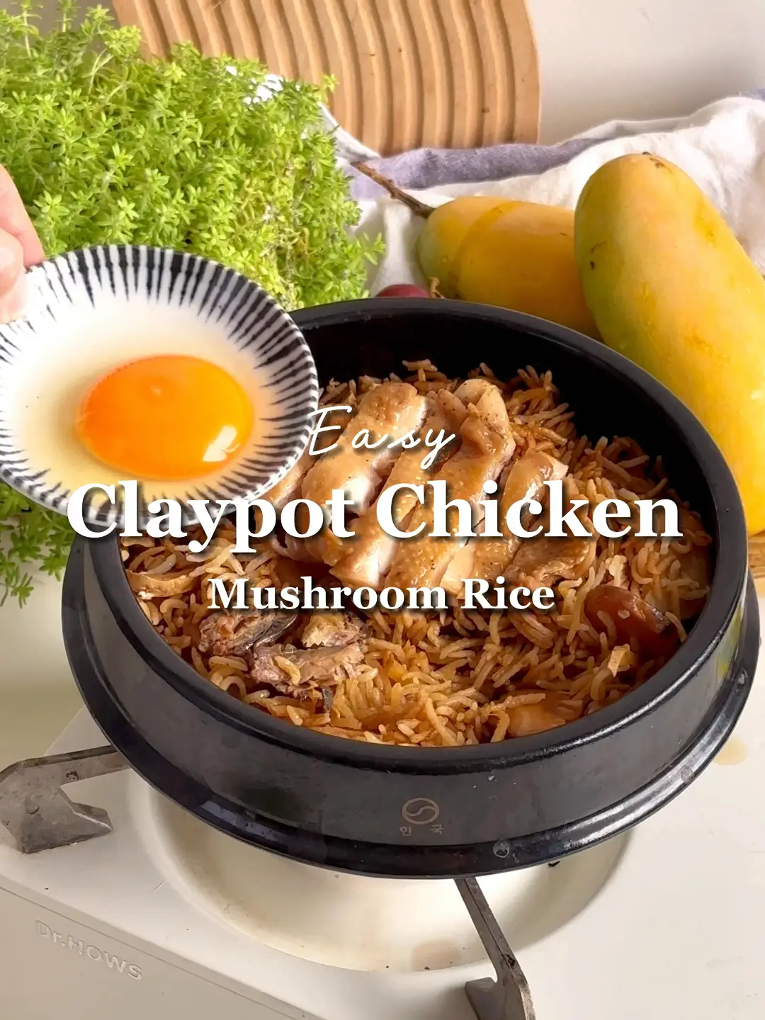 Easy Claypot Chicken Rice with mushroom | Video diterbitkan oleh Cathy ...
