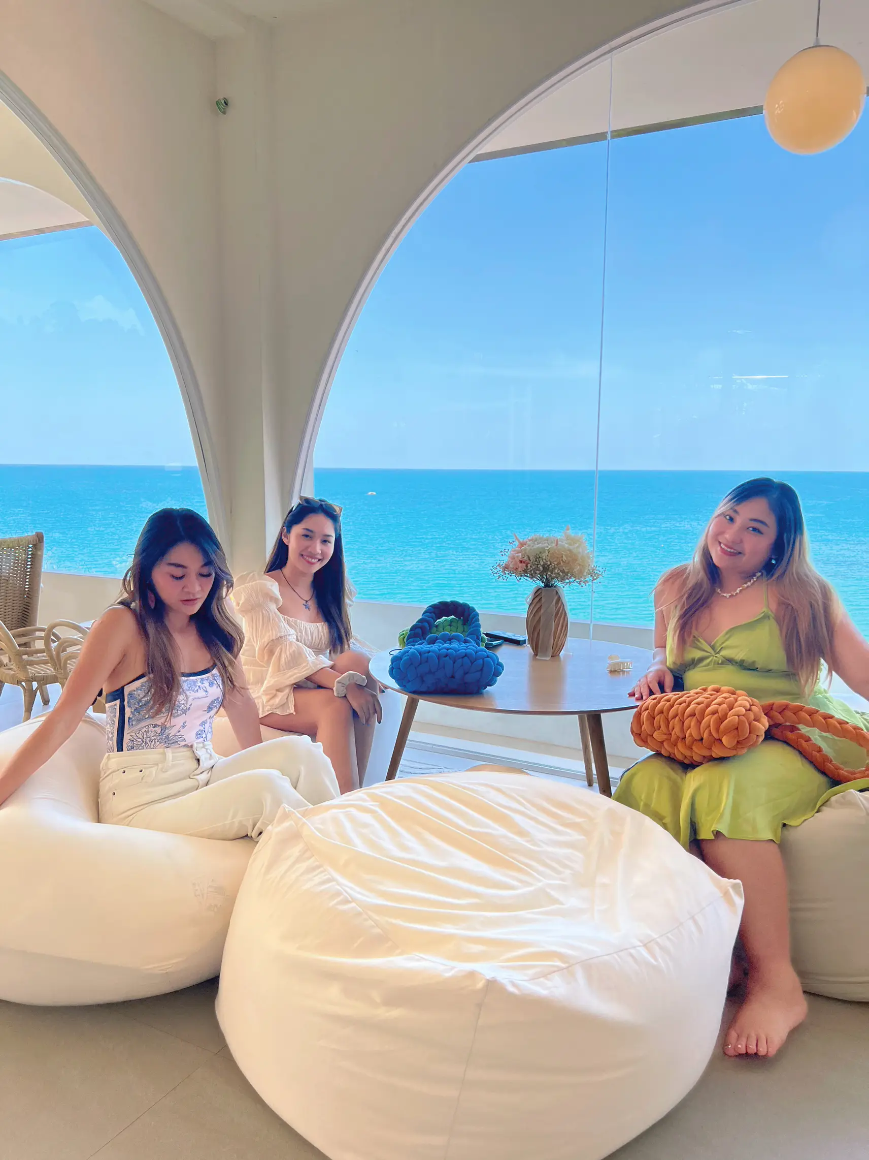 Summertime Lounging - การค้นหาใน Lemon8