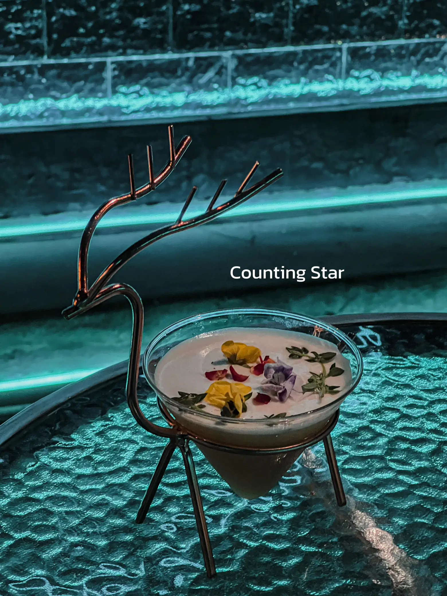 Penang’s First UFO Themed Rooftop Bar 🛸 | แกลเลอรีที่โพสต์โดย Jowie 🍟 ...