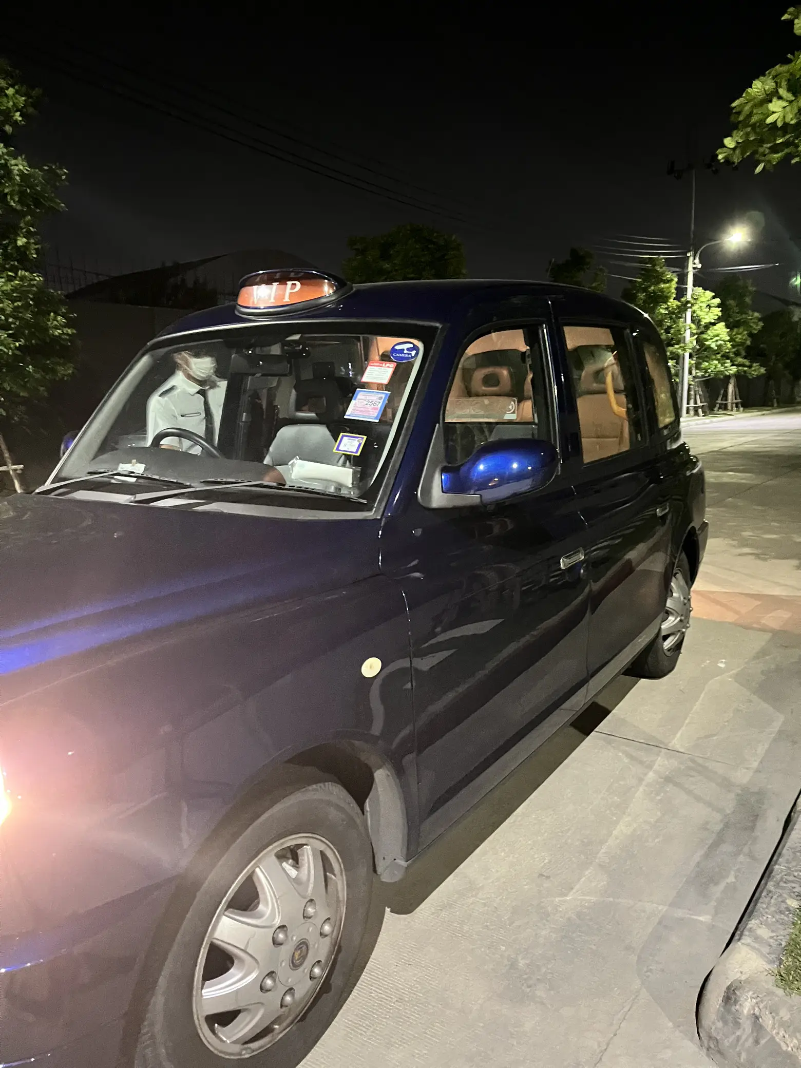 TAXI VIP | แกลเลอรีที่โพสต์โดย Swan88 | Lemon8