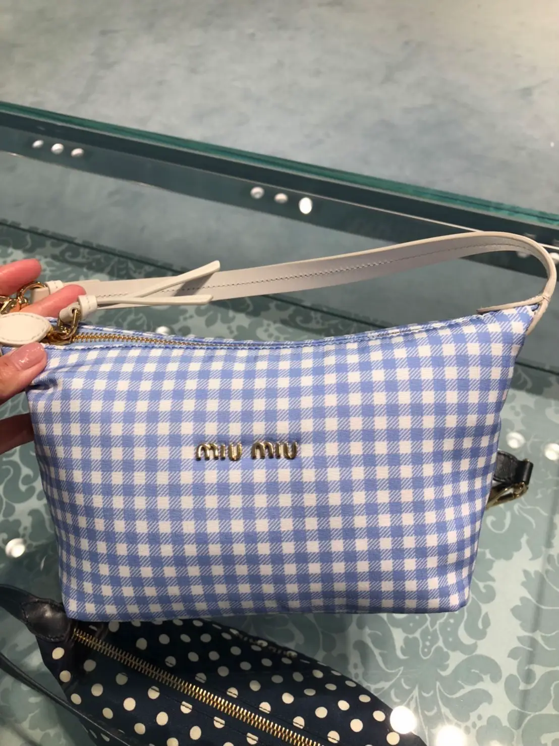 อัพเดทกระเป๋า miu miu 💗🌸 | แกลเลอรีที่โพสต์โดย Kooku | Lemon8