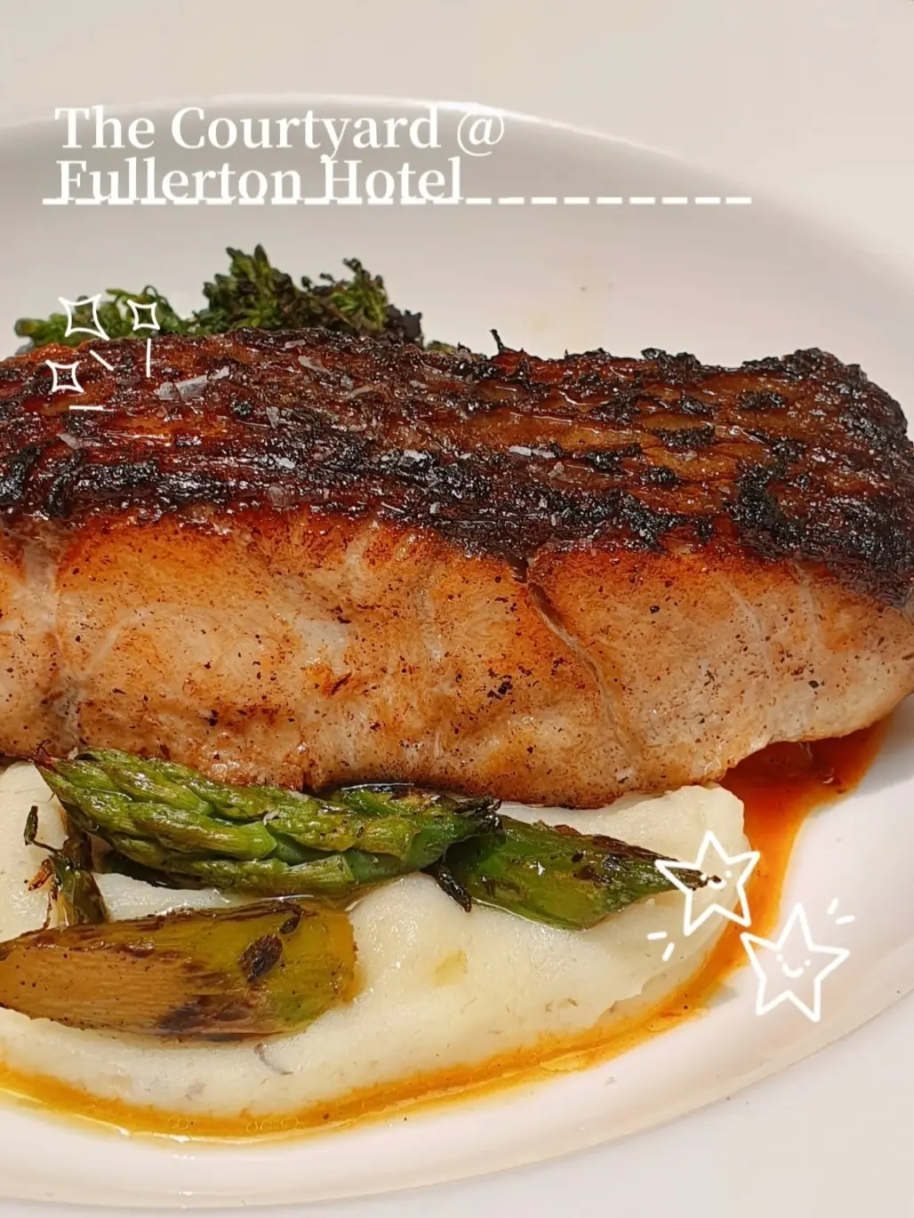 The Courtyard at Fullerton Hotel (not a real courtyard) | Gallery ...