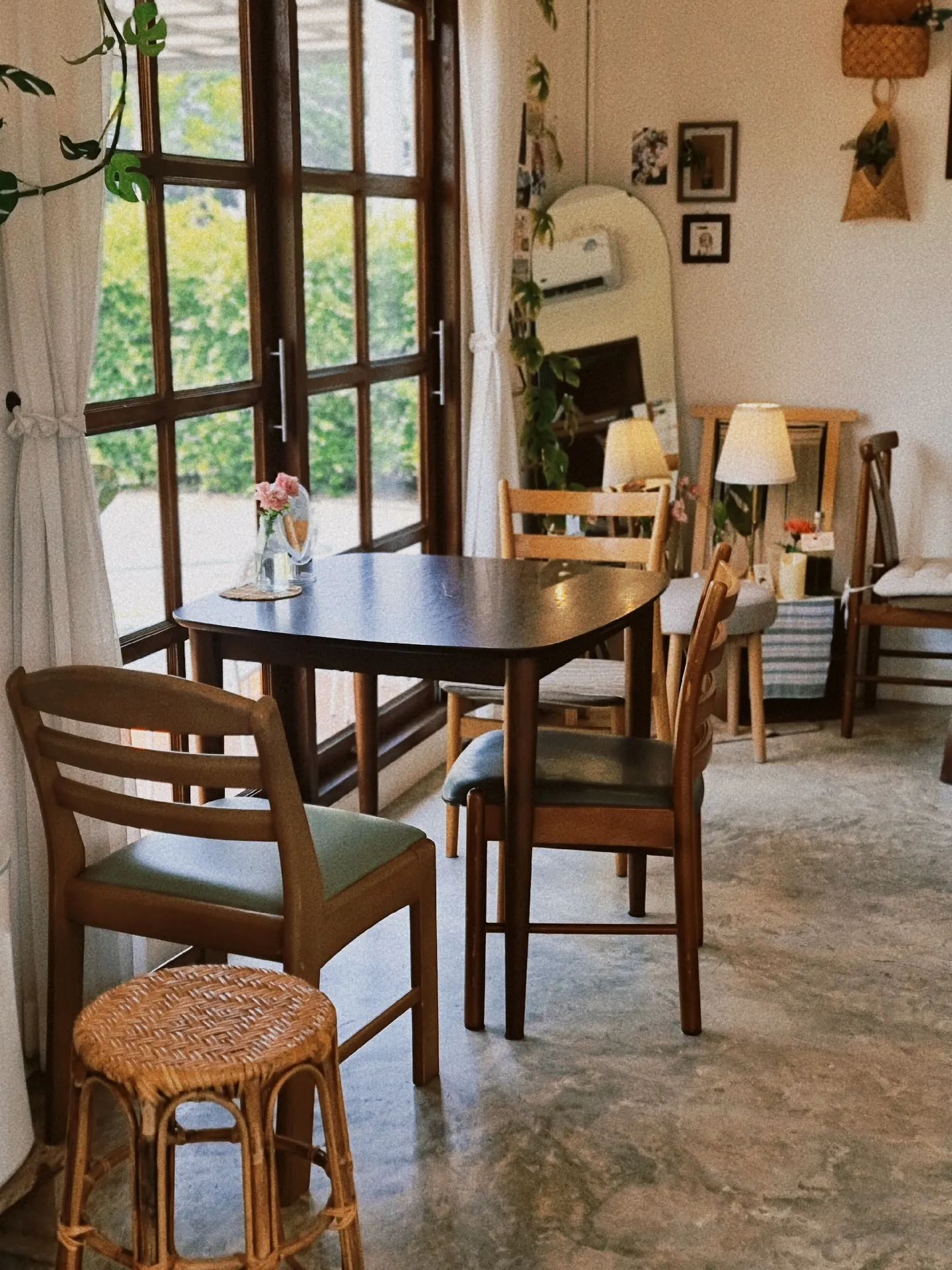 Little Space Café | คาเฟ่สไตล์ โฮมมี่ ที่นครปฐม | แกลเลอรีที่โพสต์โดย lolyploy | Lemon8