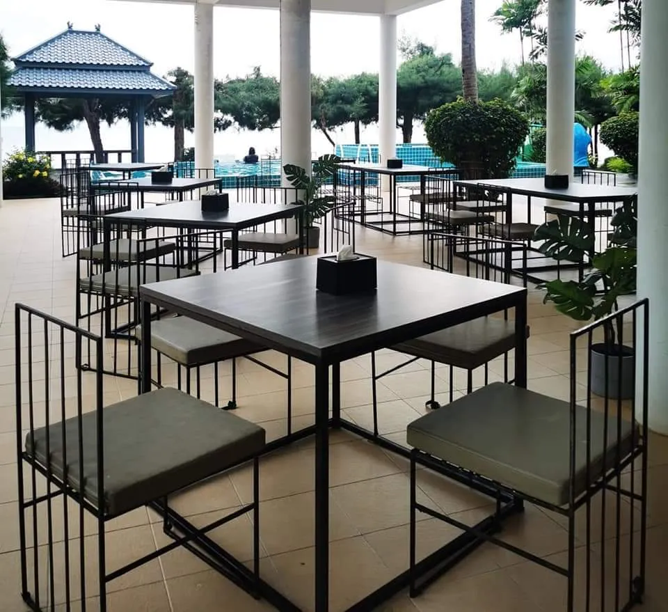 ที่พักราคาน่ารัก ริมทะเลหาดบ้านกรูด📸🌊 | แกลเลอรีที่โพสต์โดย Lanan st | Lemon8