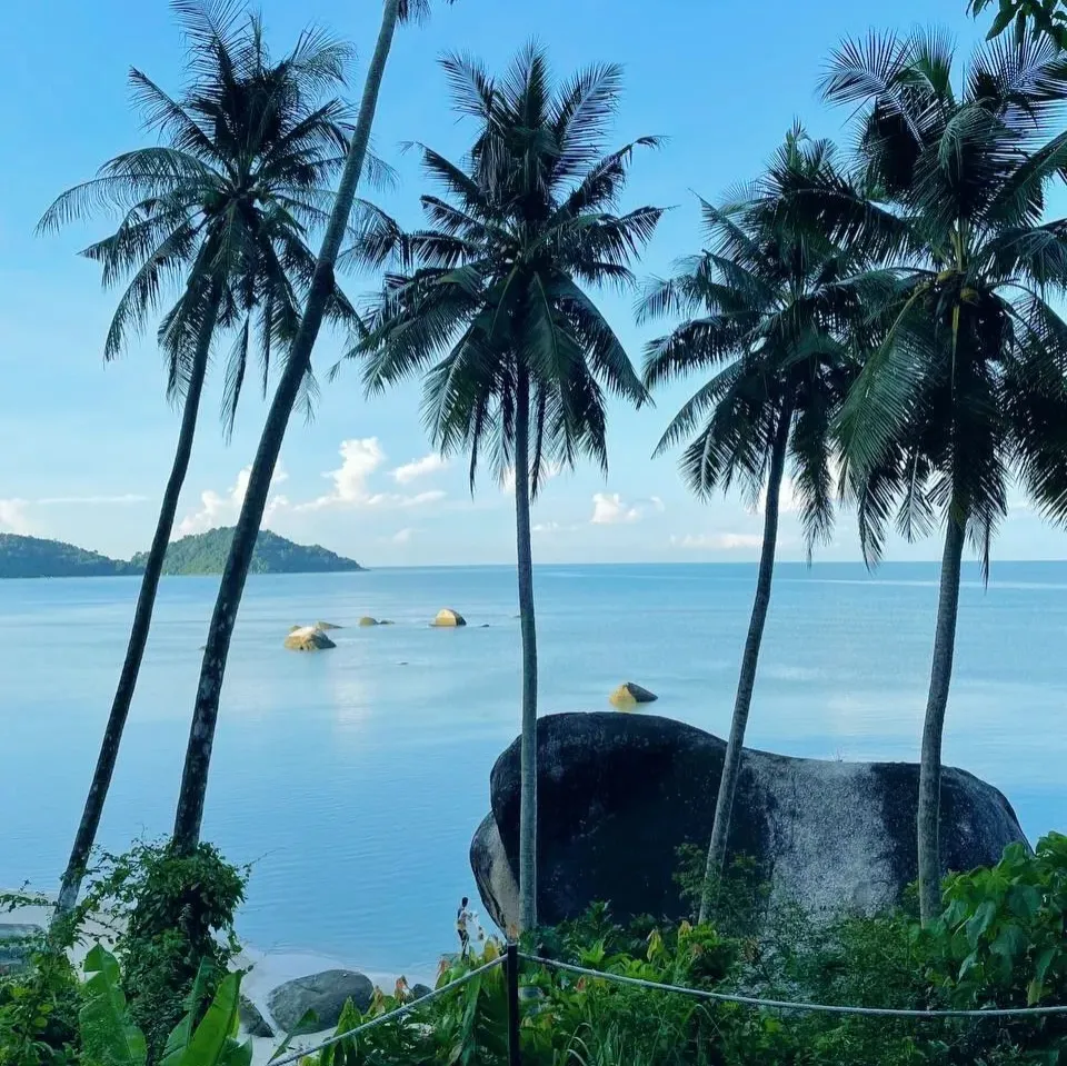 Pantai Esen - Pantai 'Tersembunyi' di Penang! 🇲🇾 | Galeri disiarkan oleh Hazwan Hafiz | Lemon8