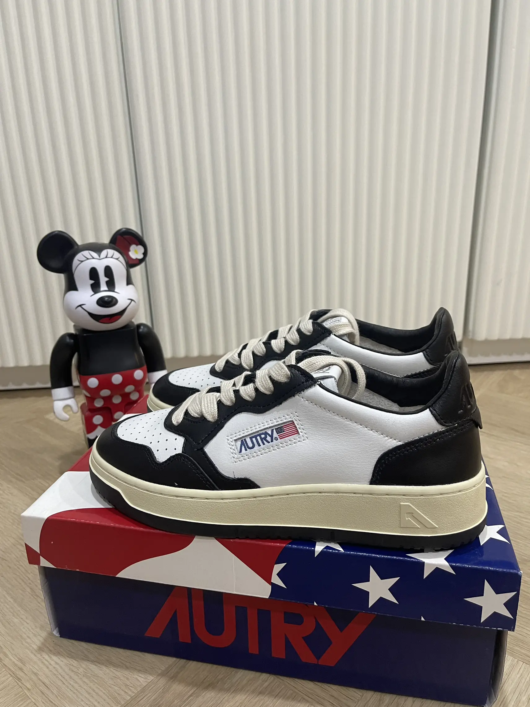 รองเท้าAutry น้องใหม่มาแรงแบรนด์จากUSA 🇺🇸 | แกลเลอรีที่โพสต์โดย Suchada K. | Lemon8