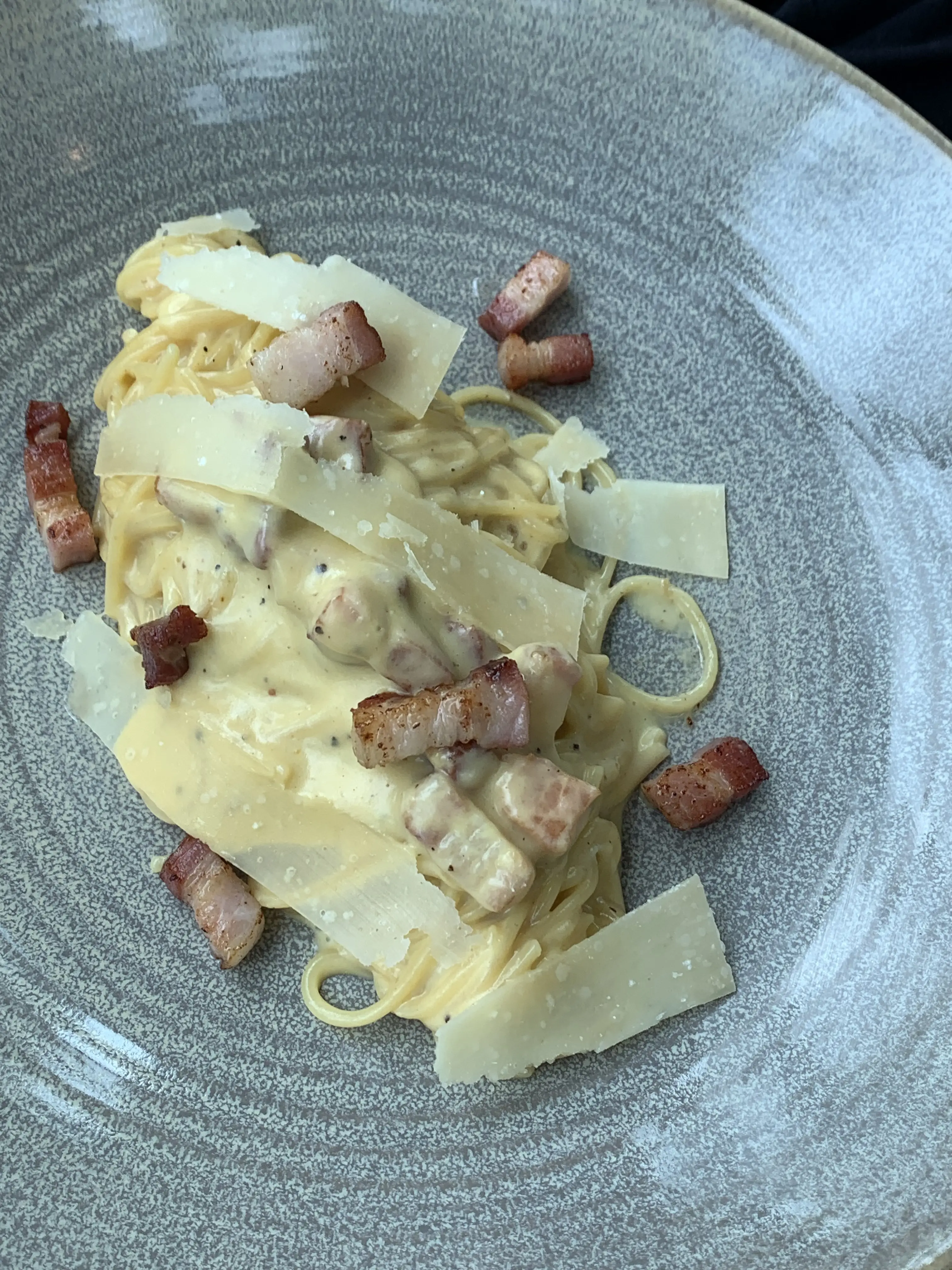 Fleur cafe and eatery คาเฟ่เชียงใหม่ที่ต้องลองมาซักครั้ง💐🌿 | แกลเลอรี ...