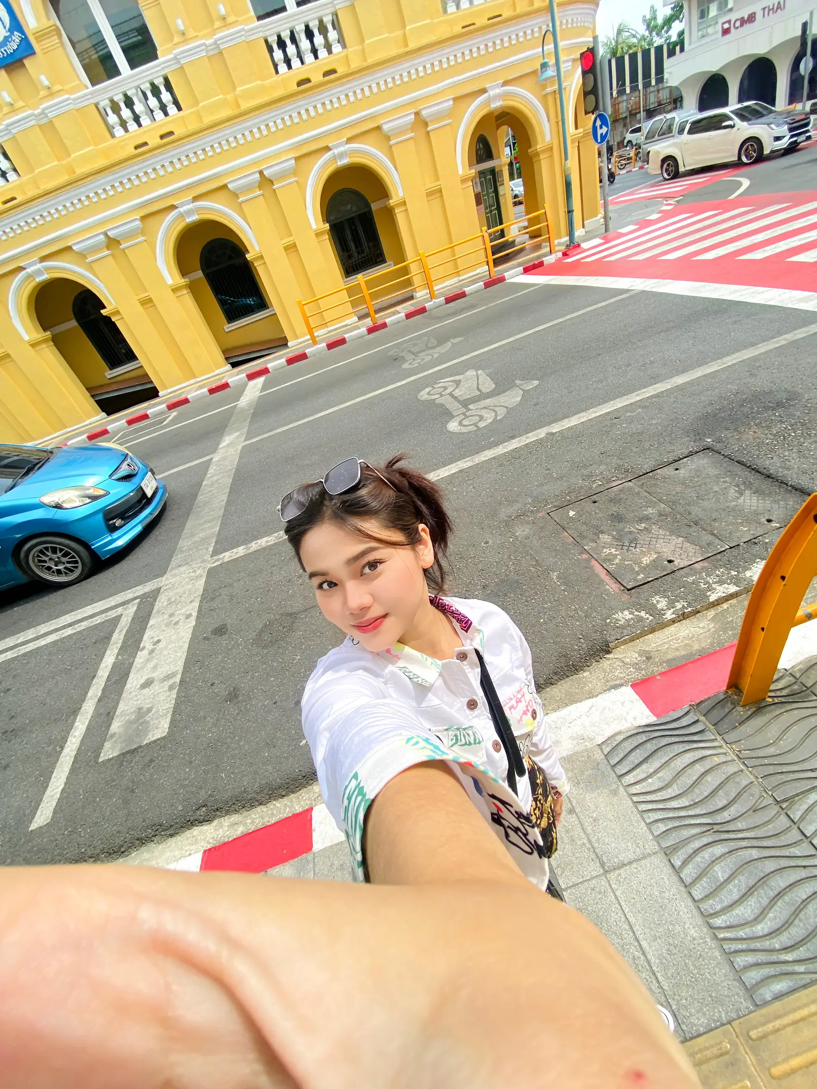 ไอเดียถ่ายรูปชิคๆ ที่ภูเก็ตแบบ Y2K | แกลเลอรีที่โพสต์โดย Pear.wang | Lemon8